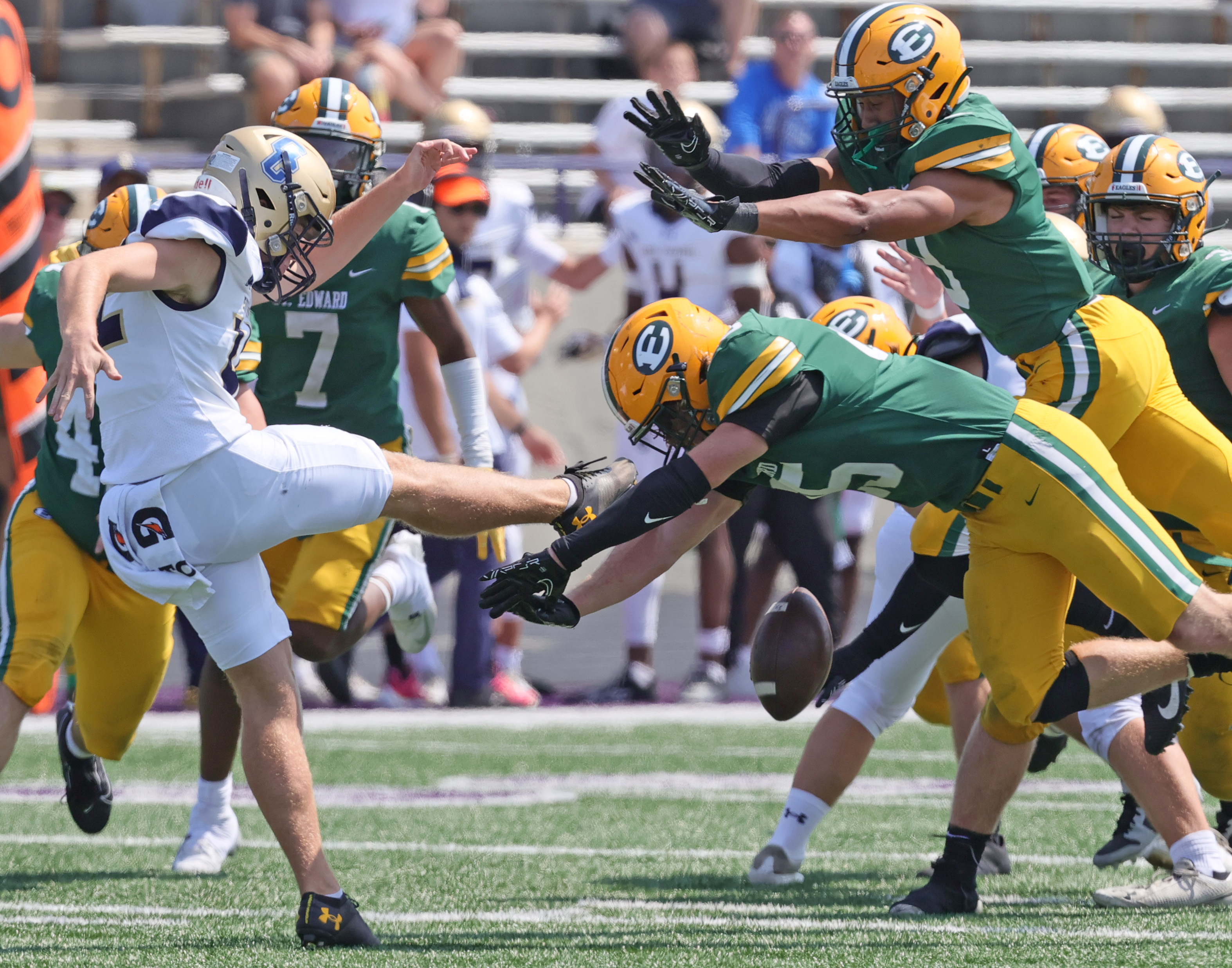 St. Edward vs. Our Lady of Good Counsel (MD) in high school football ...