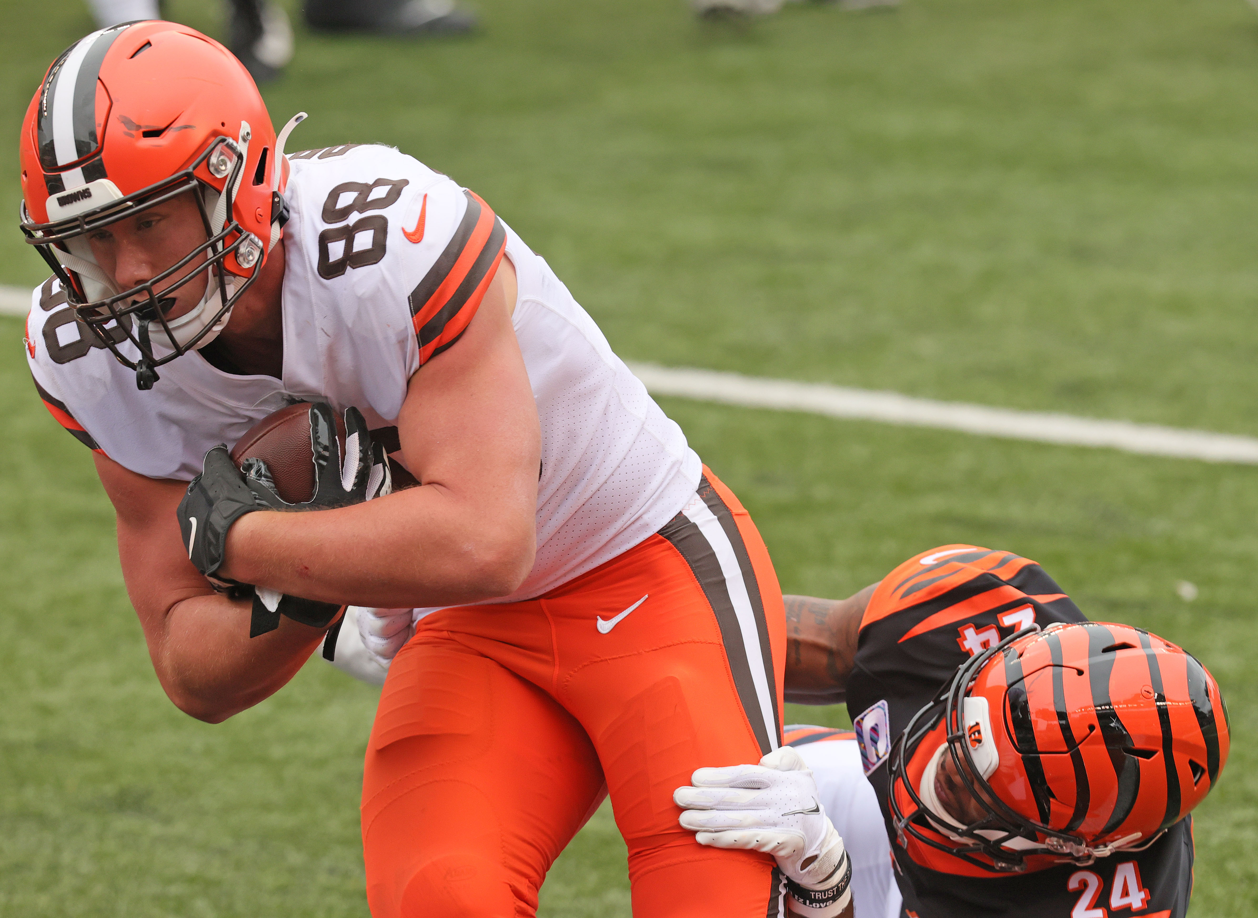 Cleveland Browns tight end Harrison Bryant vs. Cincinnati Bengals ...