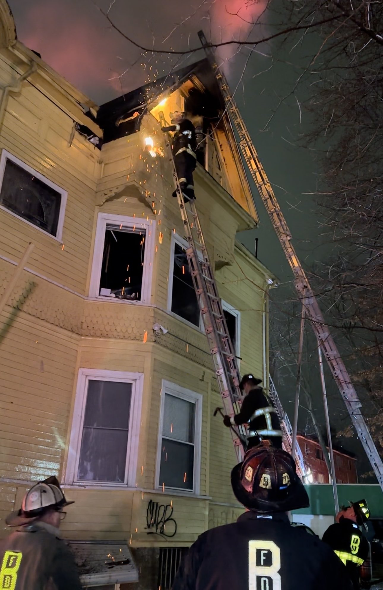 Two different fires erupt in Boston early Saturday - masslive.com