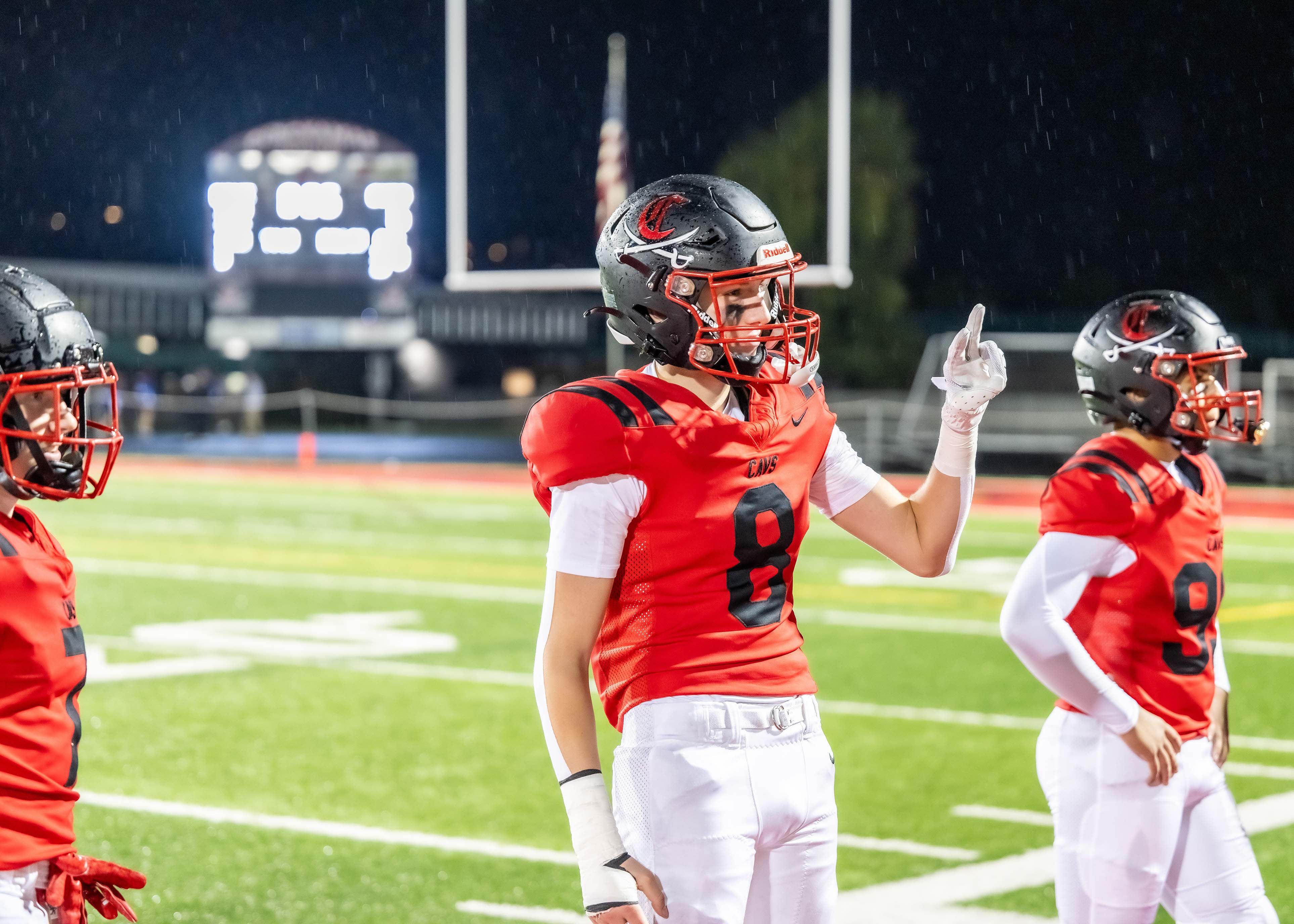 Oregon high school football: Clackamas Cavaliers vs Gresham Gophers ...