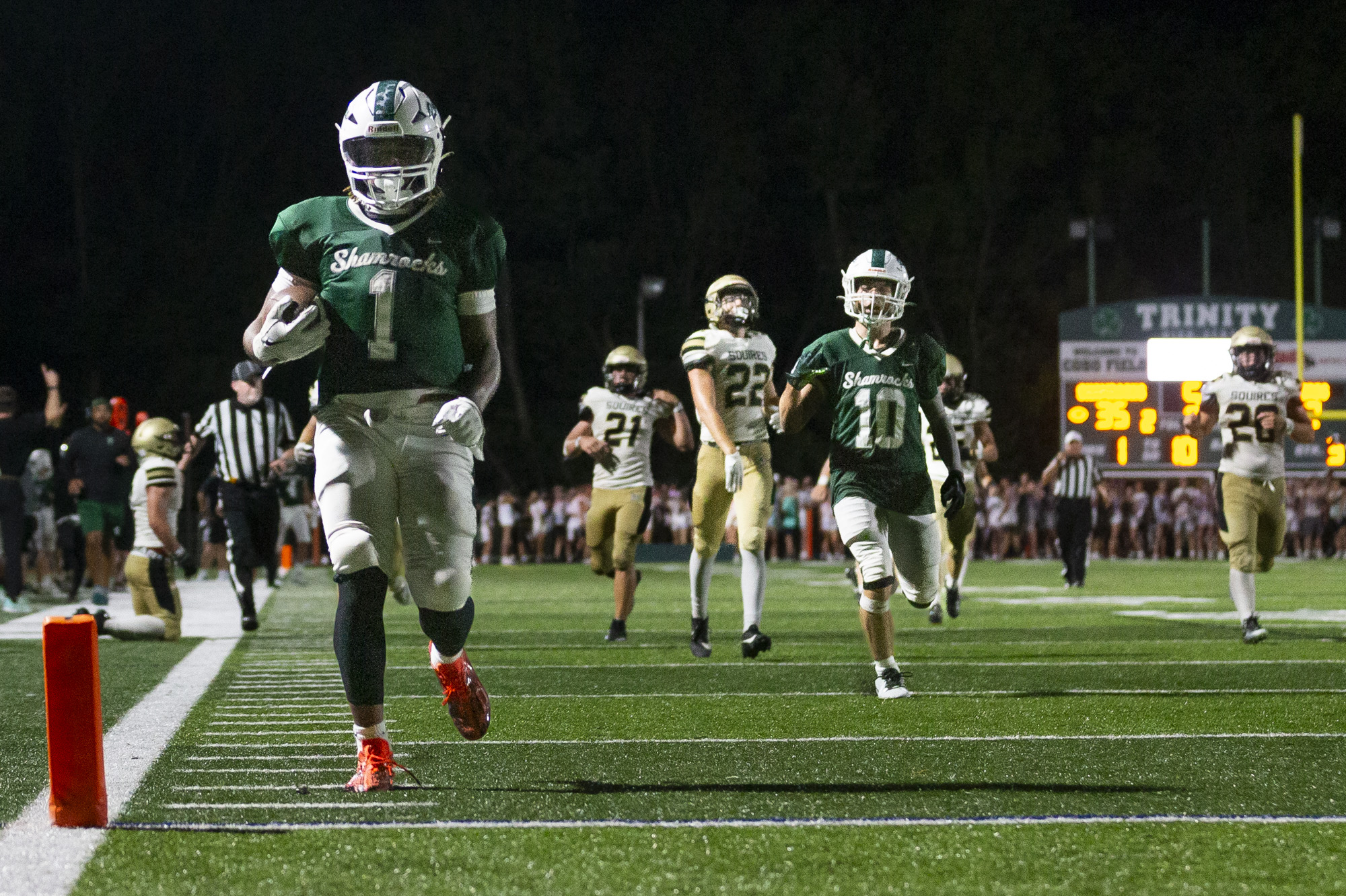 Delone Catholic vs Trinity football - pennlive.com