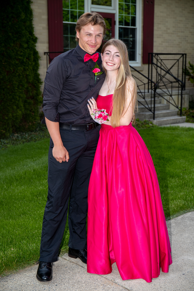 Big Spring's 2022 prom held at Carlisle Barracks - pennlive.com