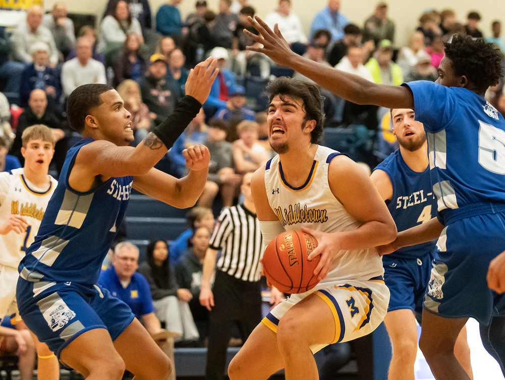 Steel-High defeats Middletown 43-35 in boys high school basketball ...