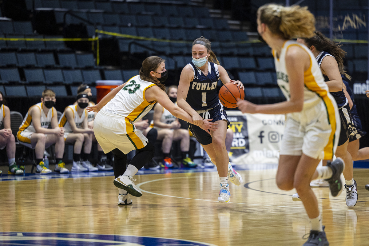 Fowler girls defeat Carney-Nadeau 61-37 to advance to D4 state ...