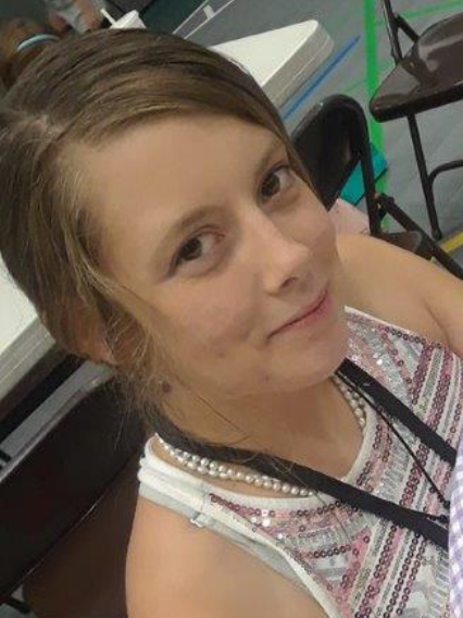 April Moore's Instagram, Twitter & Facebook on IDCrawl