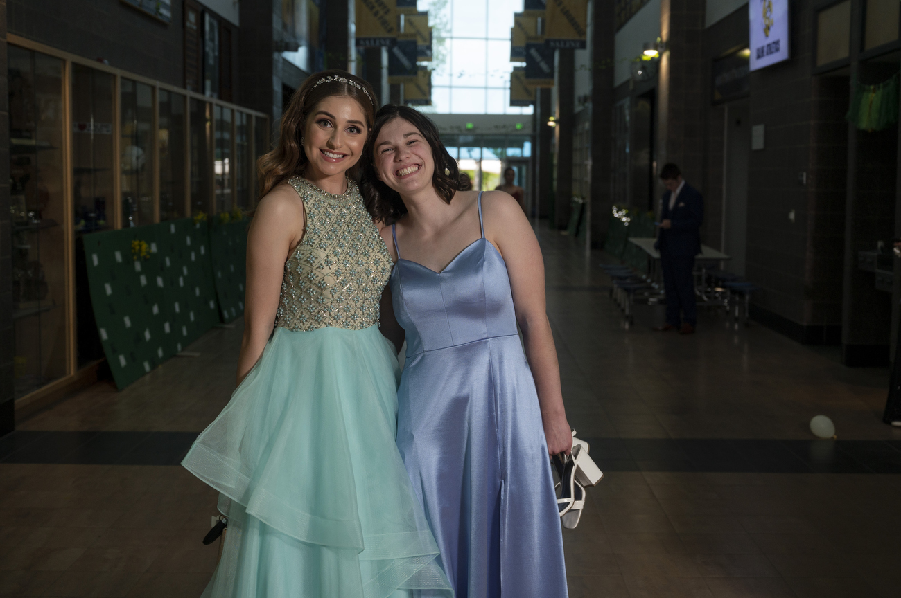 Saline High School 2022 Prom - mlive.com