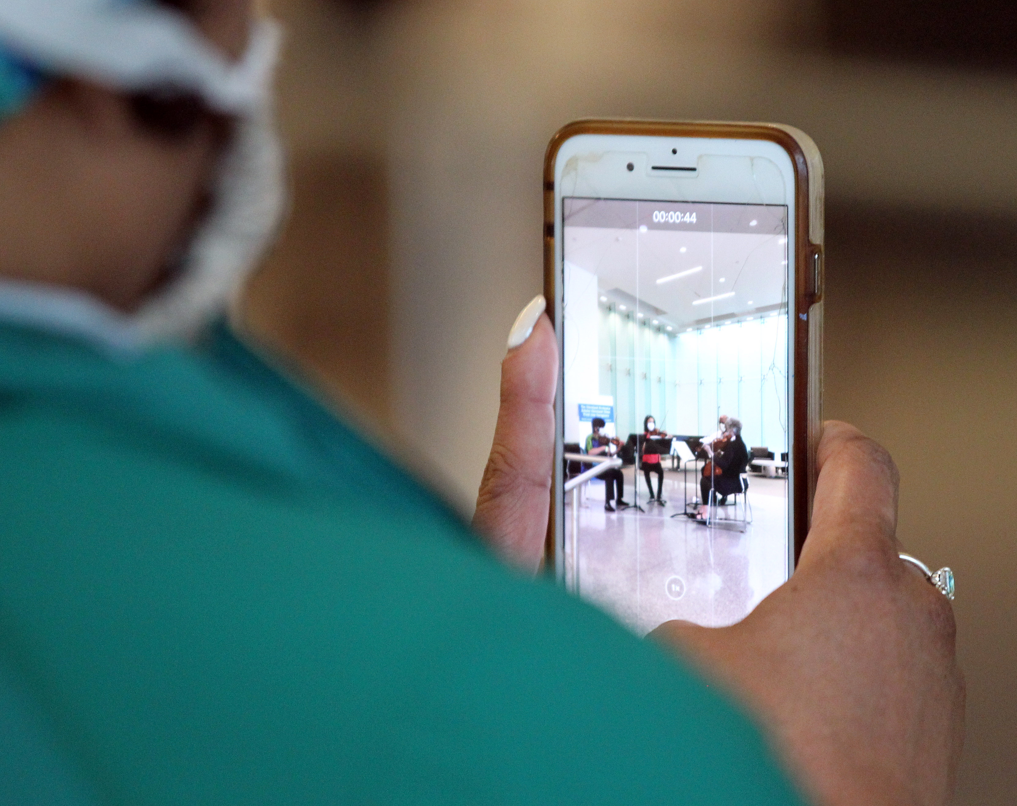 Cleveland Orchestra play for caregivers at Cleveland Clinic, June 15 ...