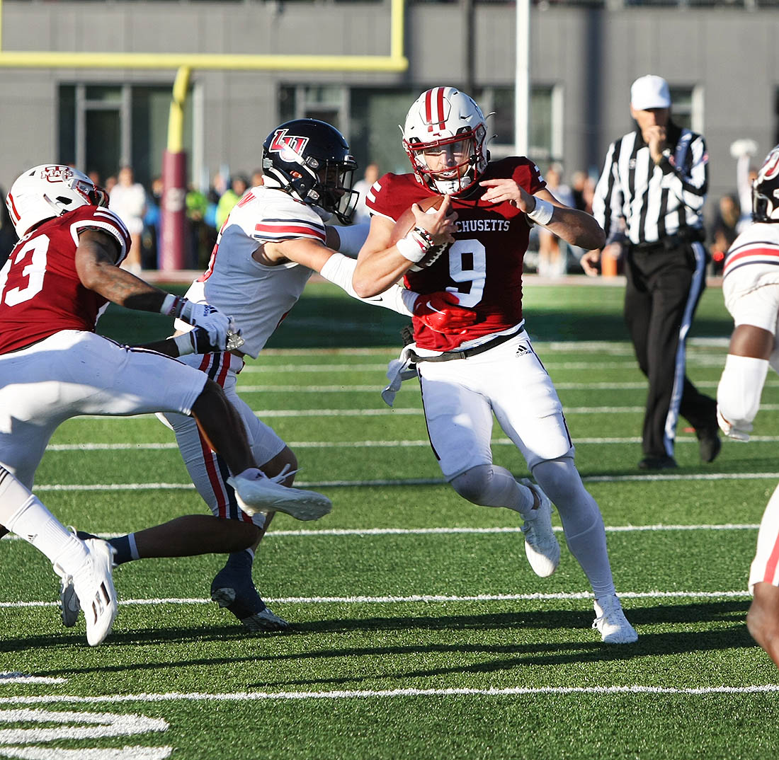 UMass Football vs Liberty 10/8/22 - masslive.com