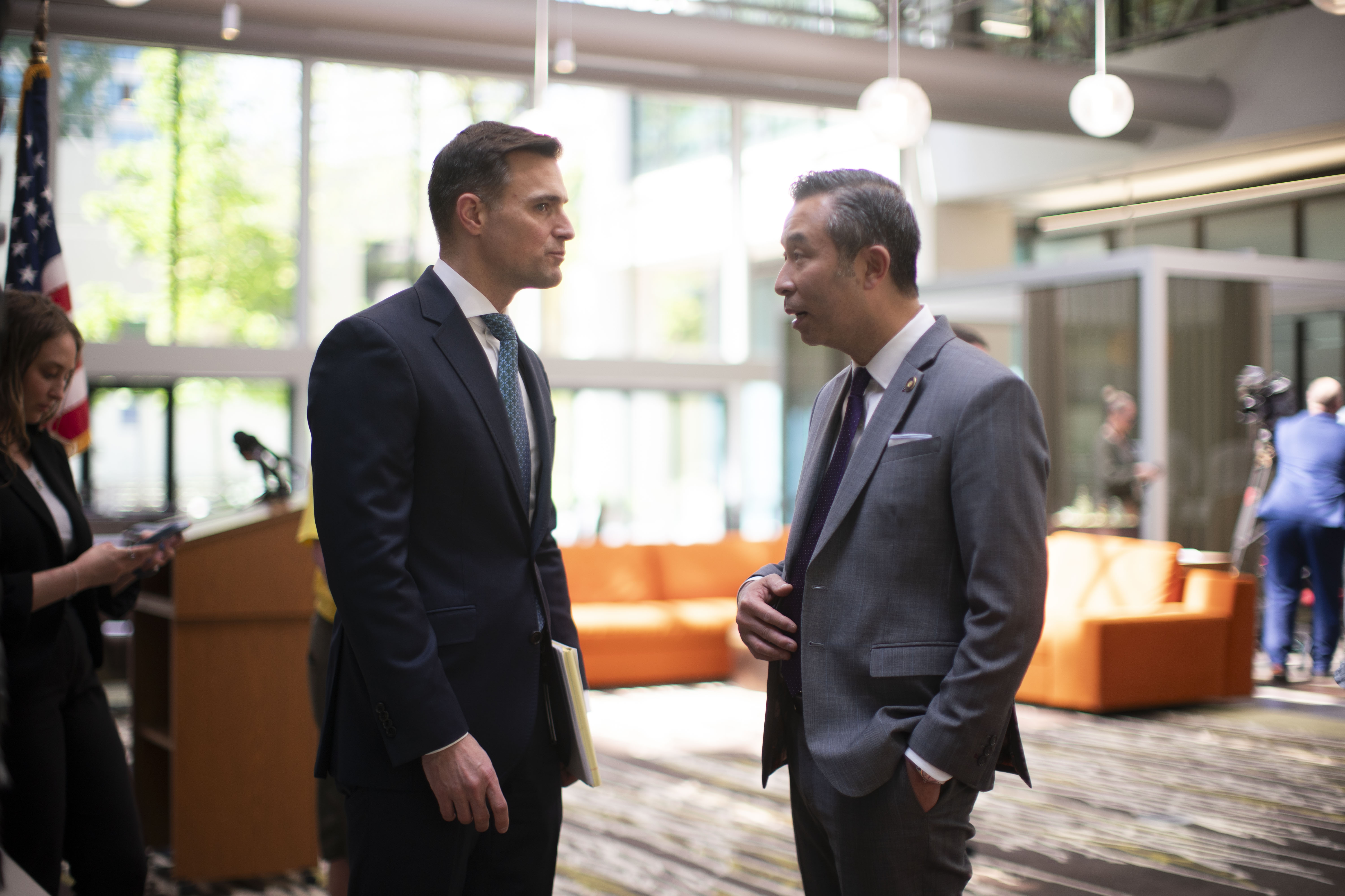 Oregon Attorney General Dan Rayfiled files lawsuit against Trump ...