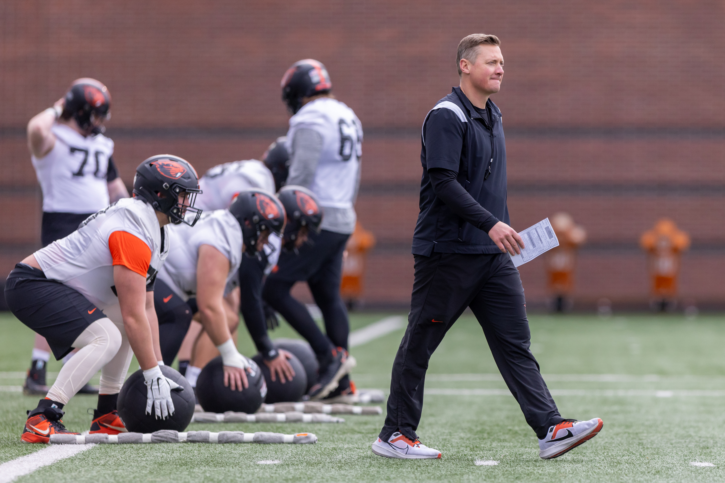 Oregon State Beavers, coach Trent Bray open spring football practice ...