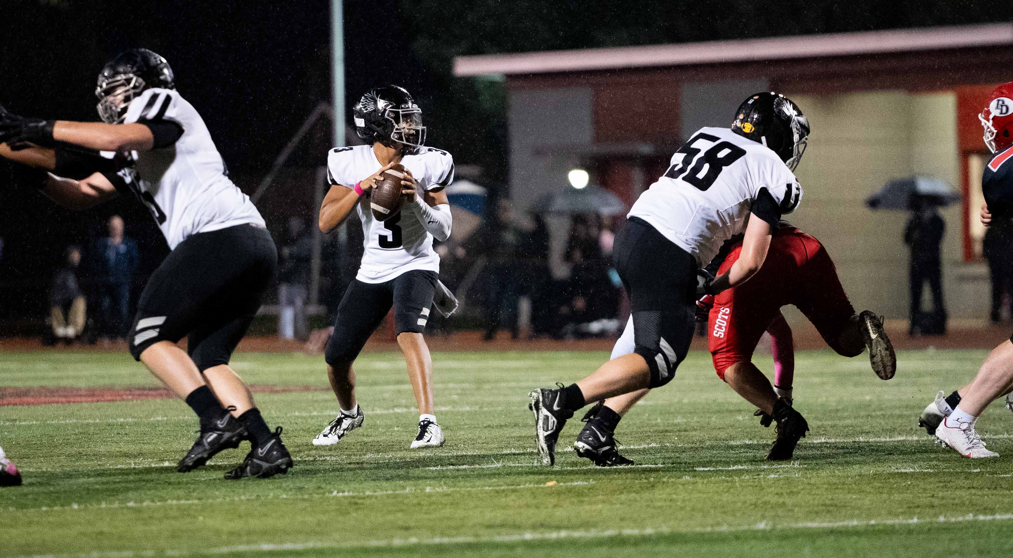 Oregon high school football: Nelson Hawks vs David Douglas Scots ...