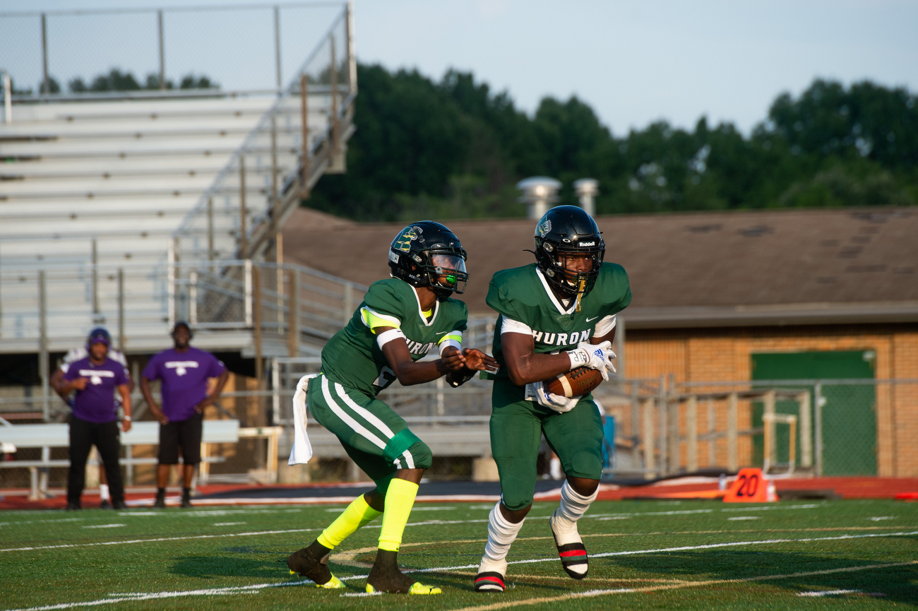 Ann Arbor Huron vs. Detroit Southeastern high school football - mlive.com