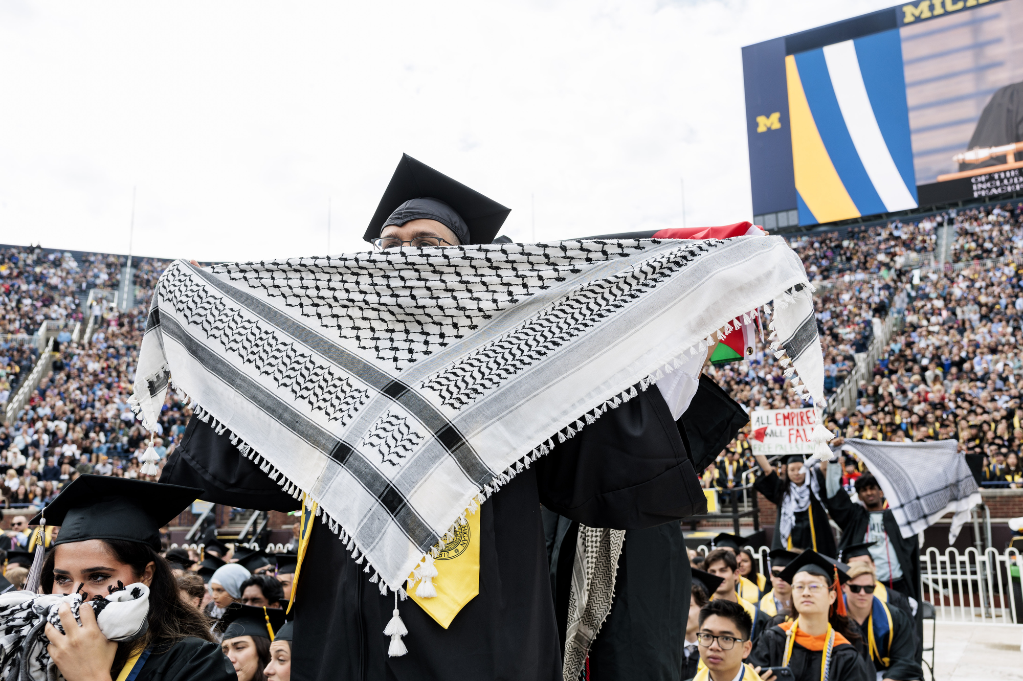 Pro-Palestinian protesters disrupt University of Michigan Spring ...