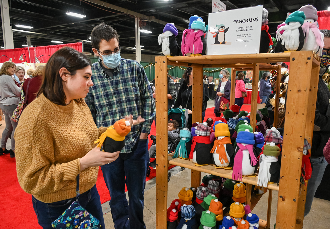 Seen@ Old Deerfield Holiday Sampler Craft Fair at Eastern States ...