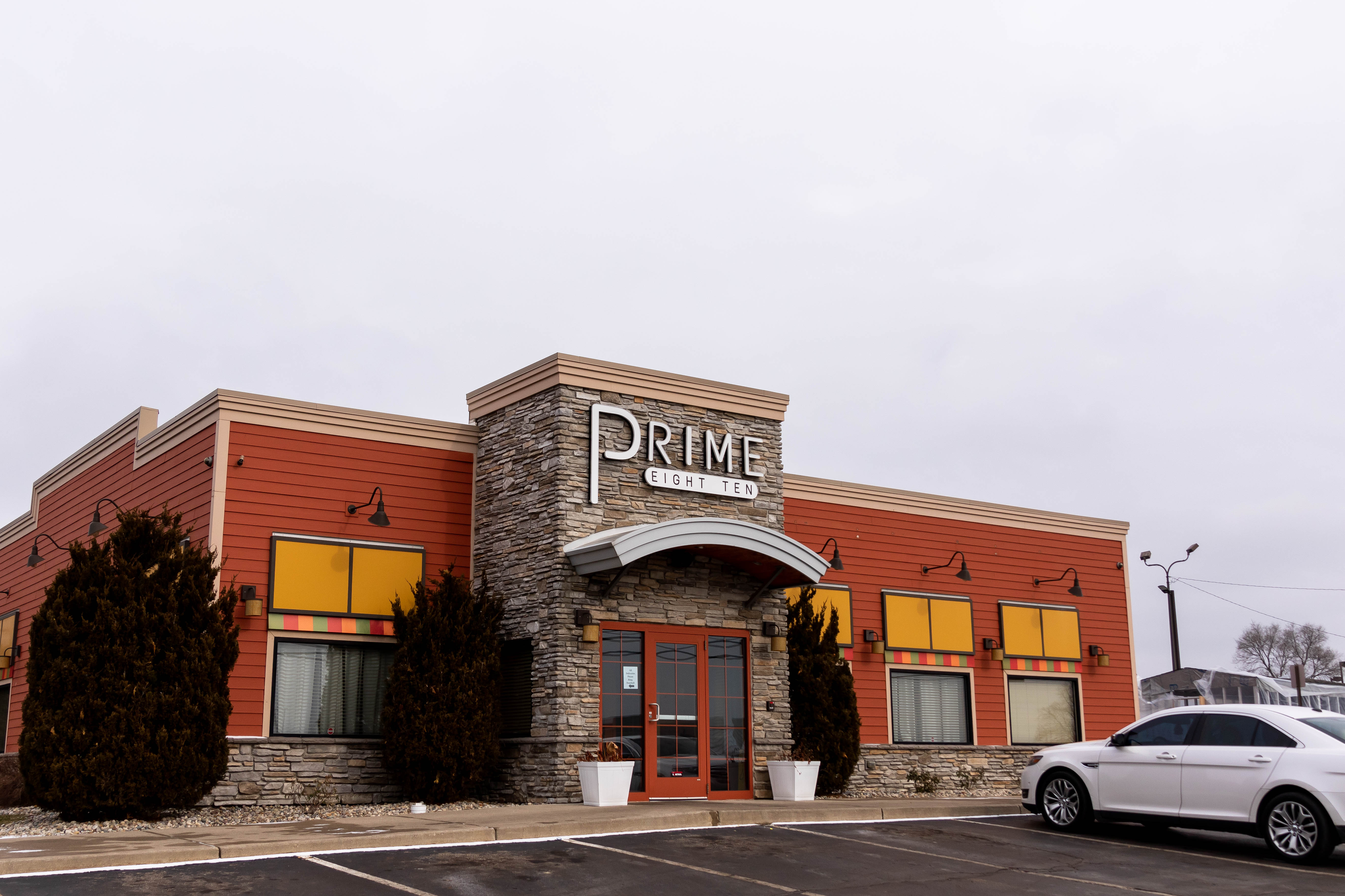 Prime Eight Ten offers upscale dining experience to guests - mlive.com