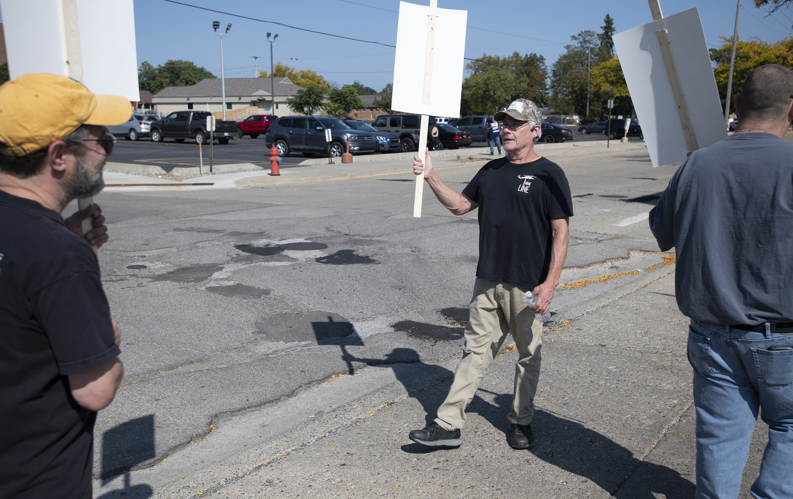 Workers from Eaton Aerospace in Jackson go on strike - mlive.com