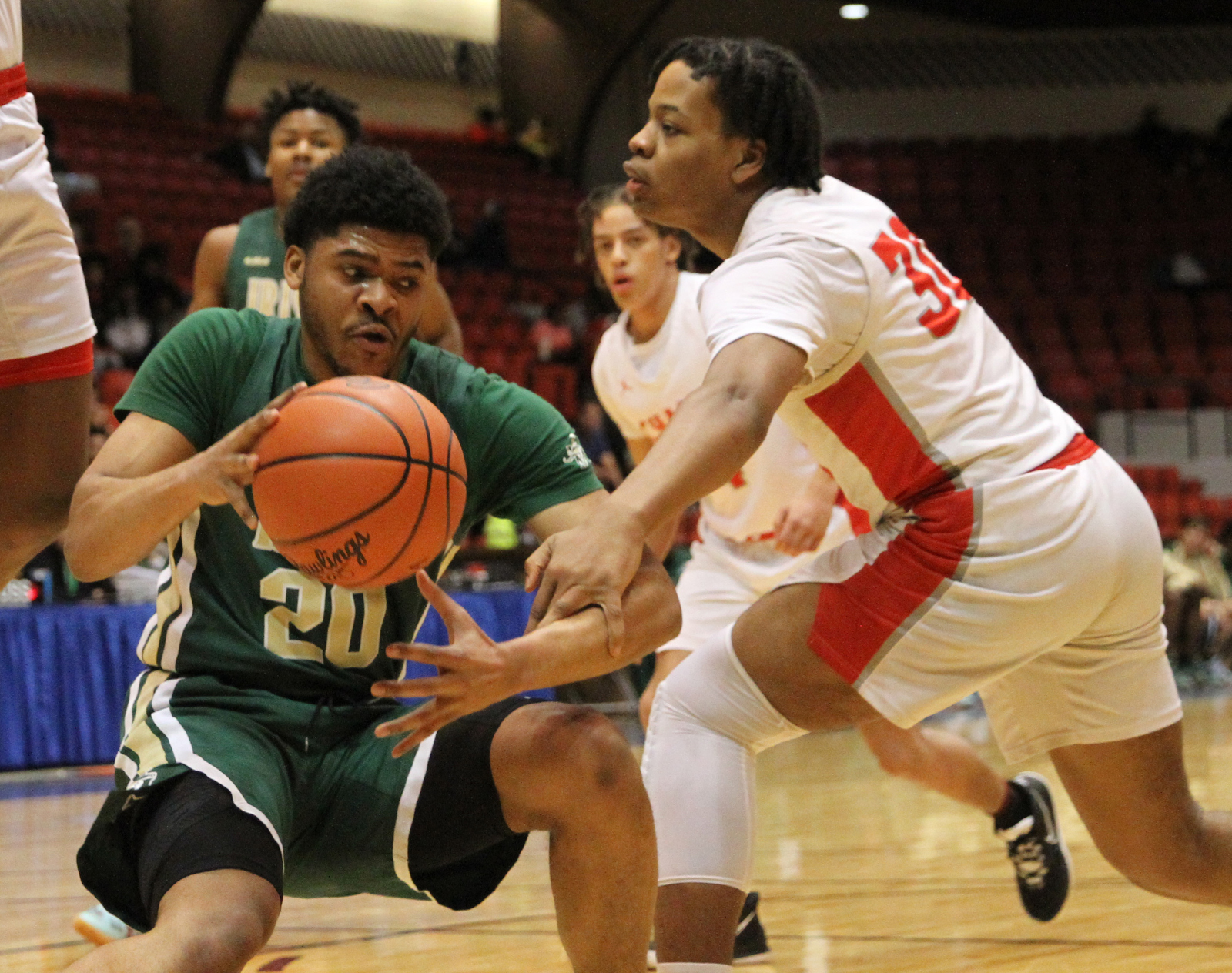 St. Vincent-St Mary vs Chaney Div II Regional basketball - cleveland.com