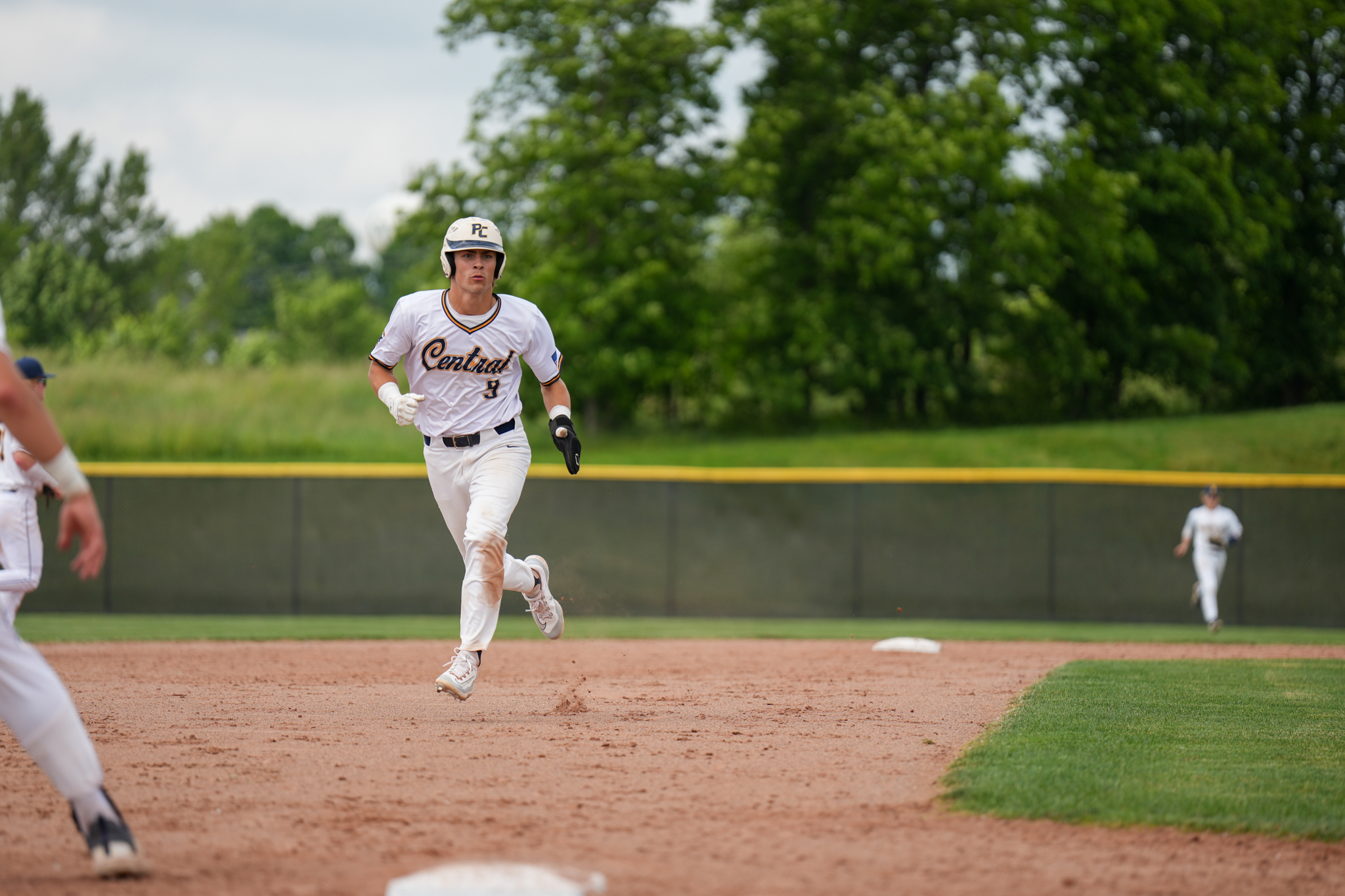 D2 baseball regional semifinal between Portage Central and Hudsonville ...