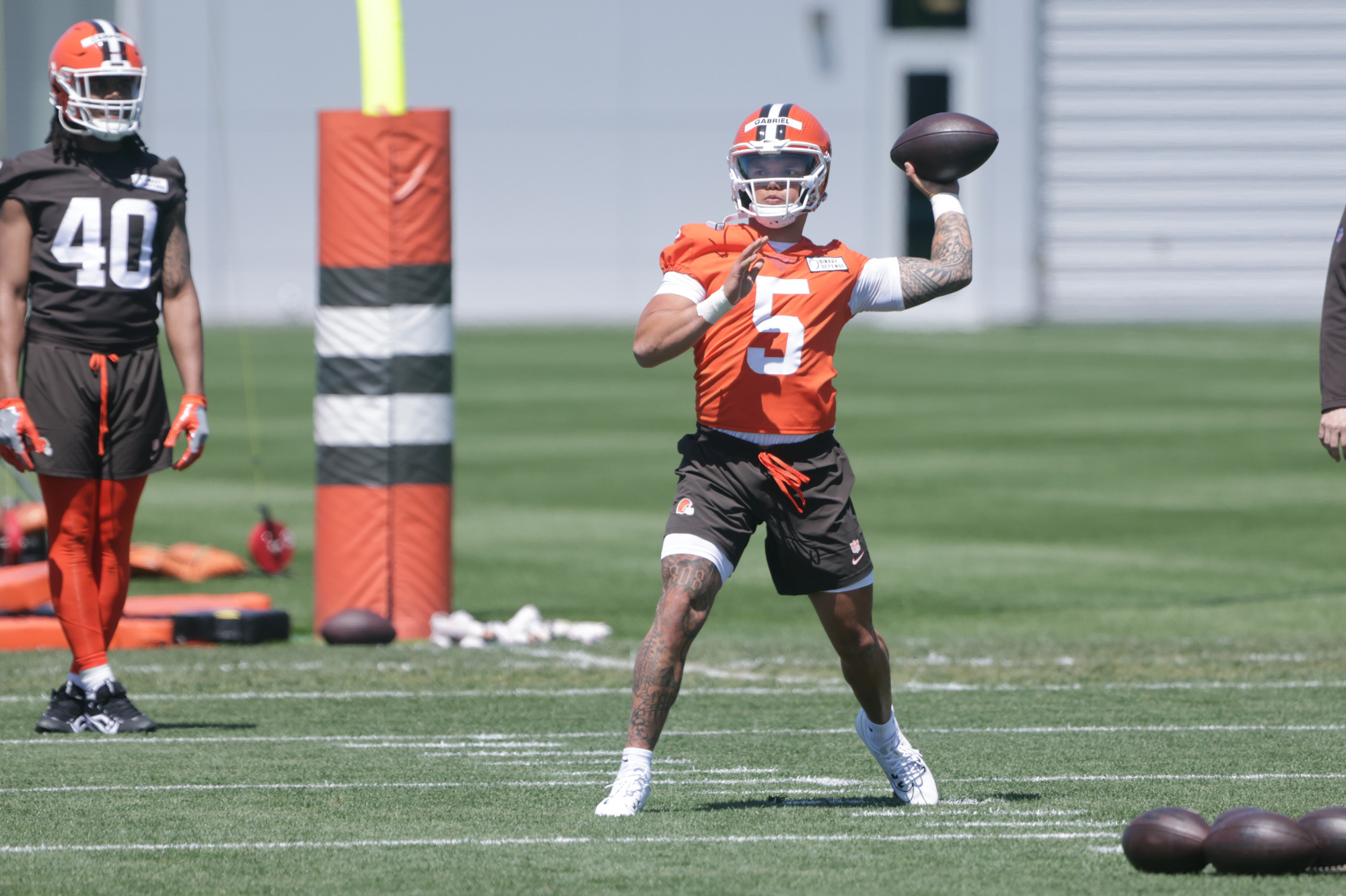 Browns QB Dillon Gabriel during first day of Browns minicamp ...