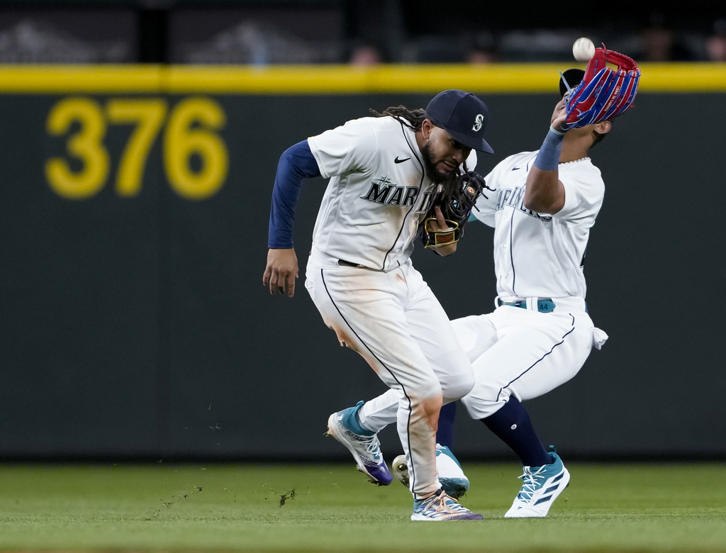 Seattle Mariners vs. Cleveland Guardians, March 30, 2023 - oregonlive.com