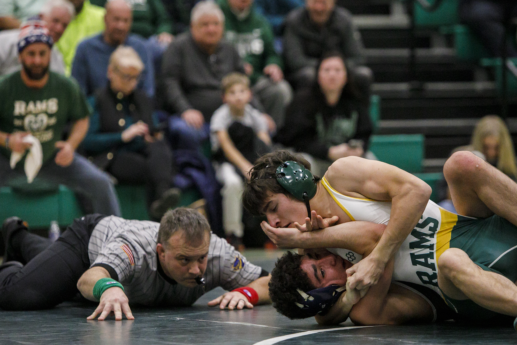 State College vs Central Dauphin in boys high school wrestling ...