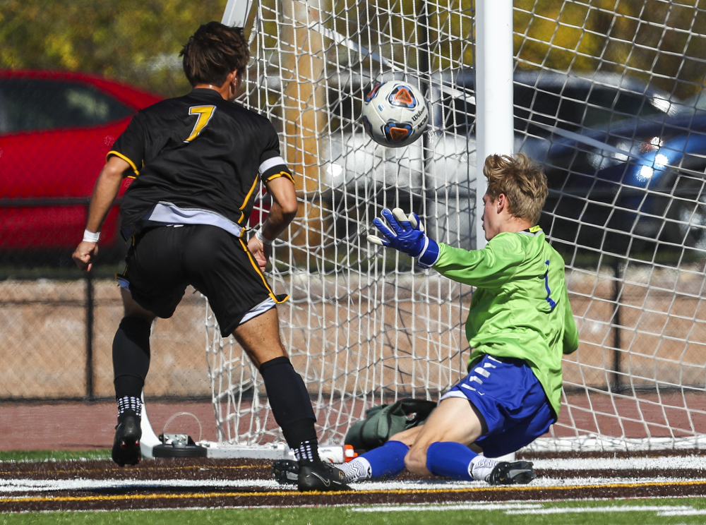 Colonial League boys soccer championship: Southern Lehigh vs ...
