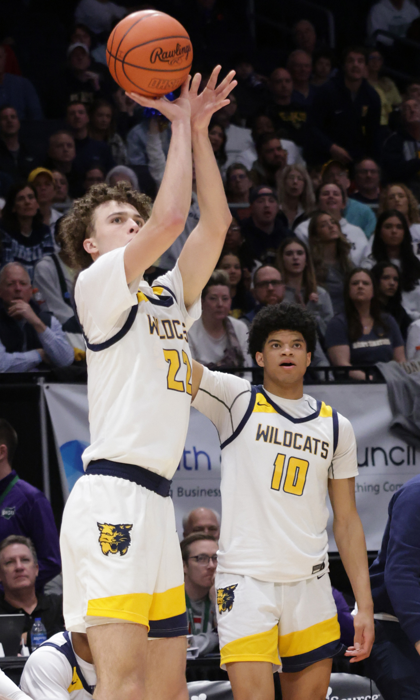 Div I Basketball Finals, St. Ignatius vs Centerville - cleveland.com