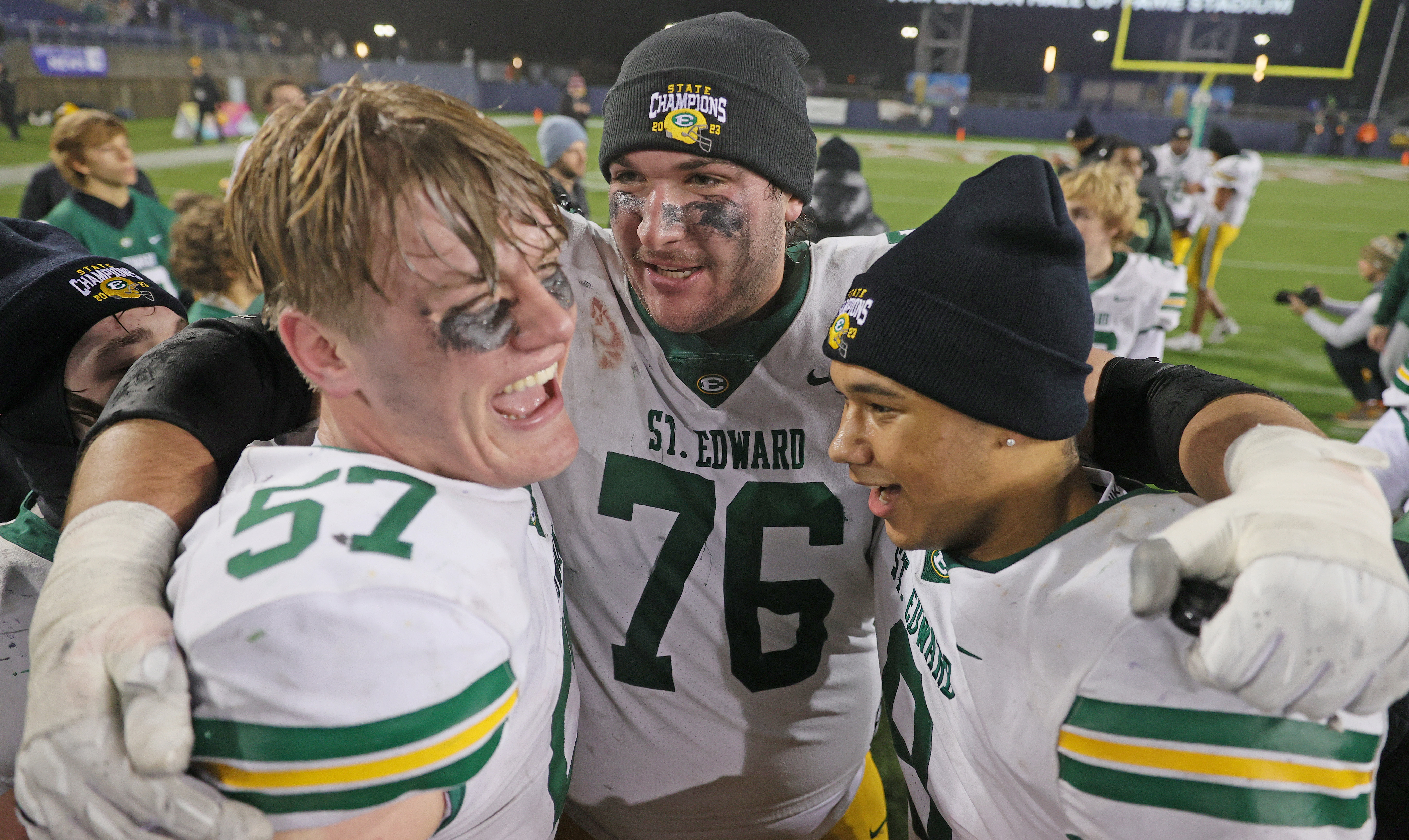 High school football D1 Championship: St. Edward vs. Springfield ...