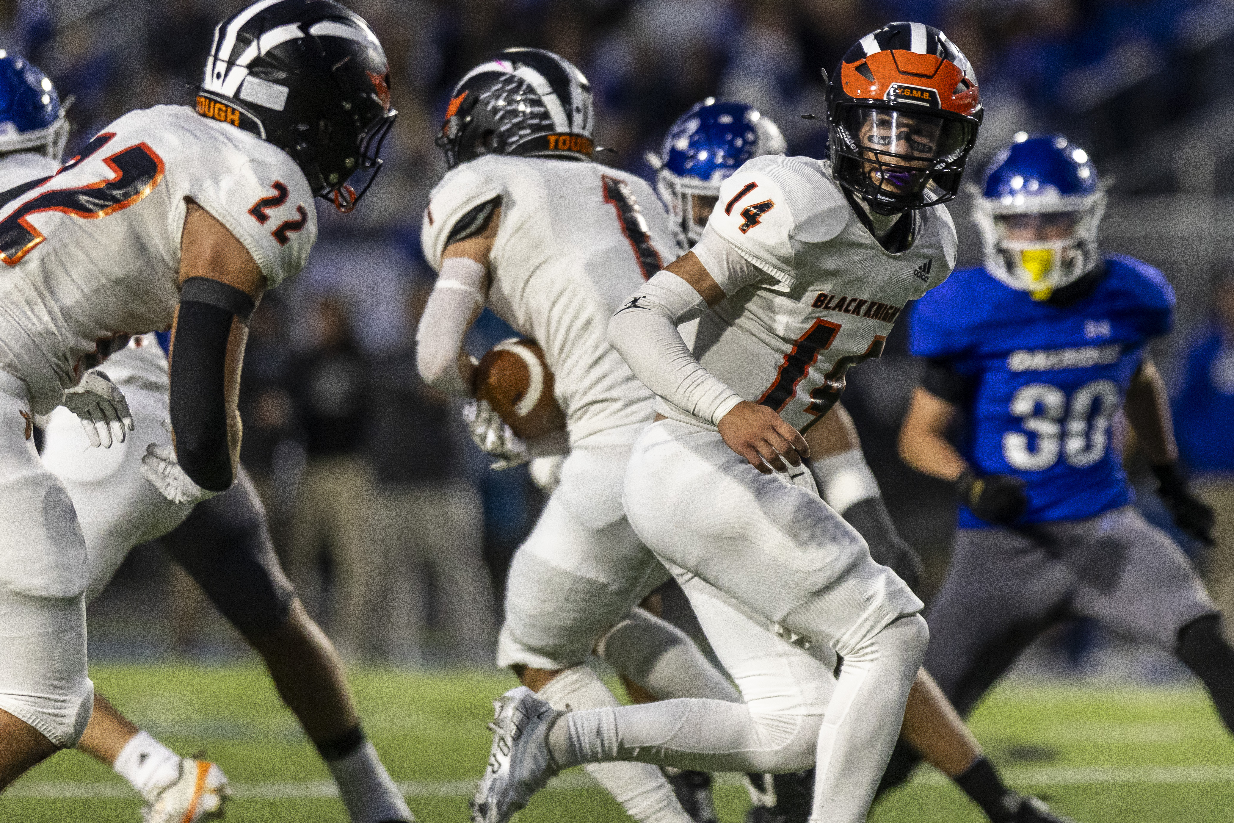 Oakridge hosts Belding in high school football 2025 - mlive.com