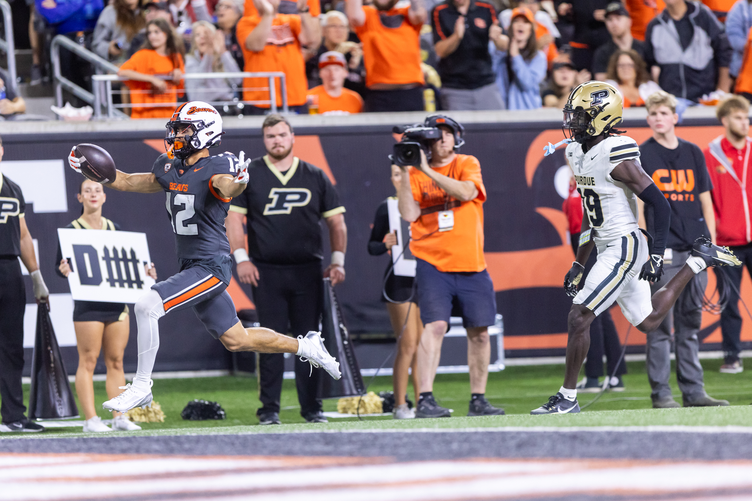 Oregon State Beavers vs. Purdue Boilermakers: Sept. 21, 2024 ...