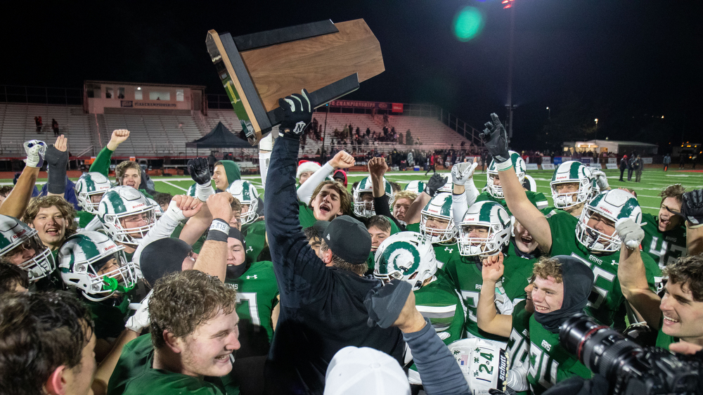 Pine-Richland wins the 2022 PIAA 5A Football Championship 28-14 over ...