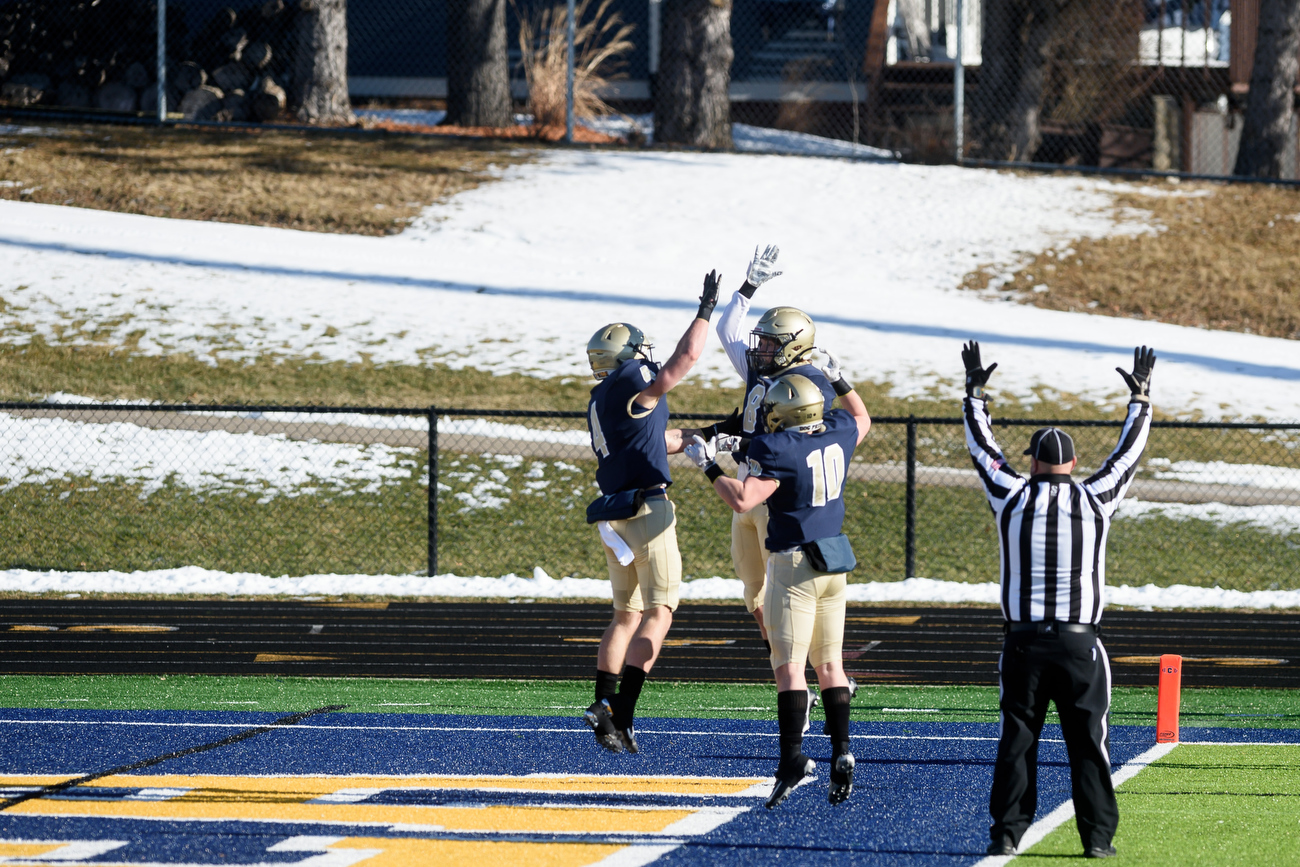 Chelsea vs. Flint Kearsley regional final football - mlive.com