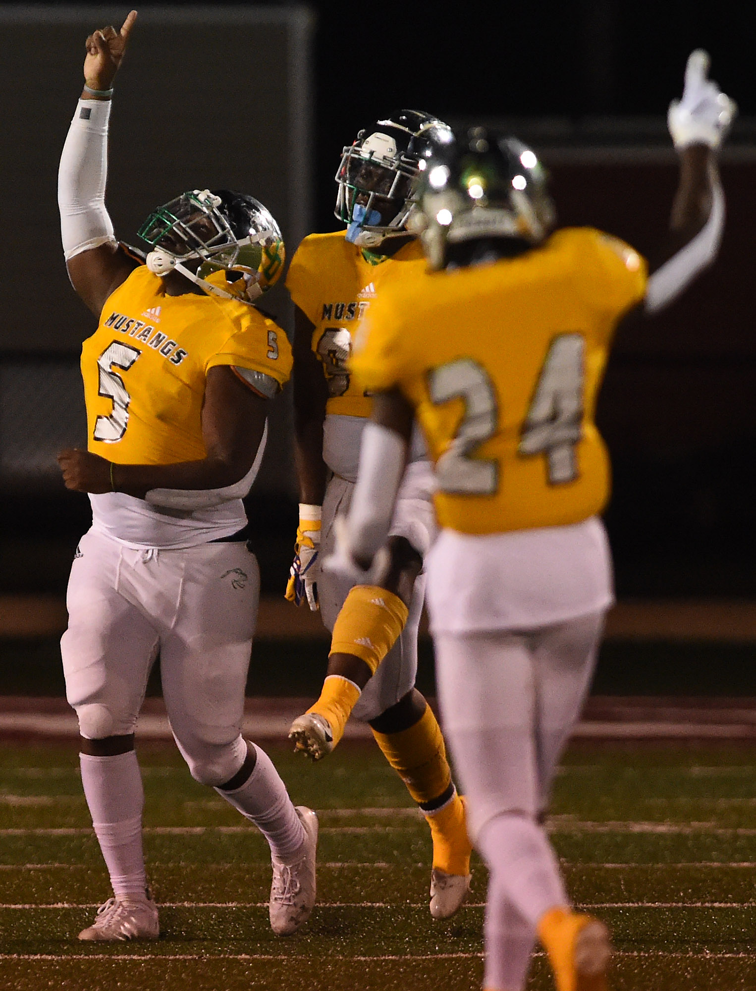 Jackson-Olin vs. Pinson Valley football - al.com