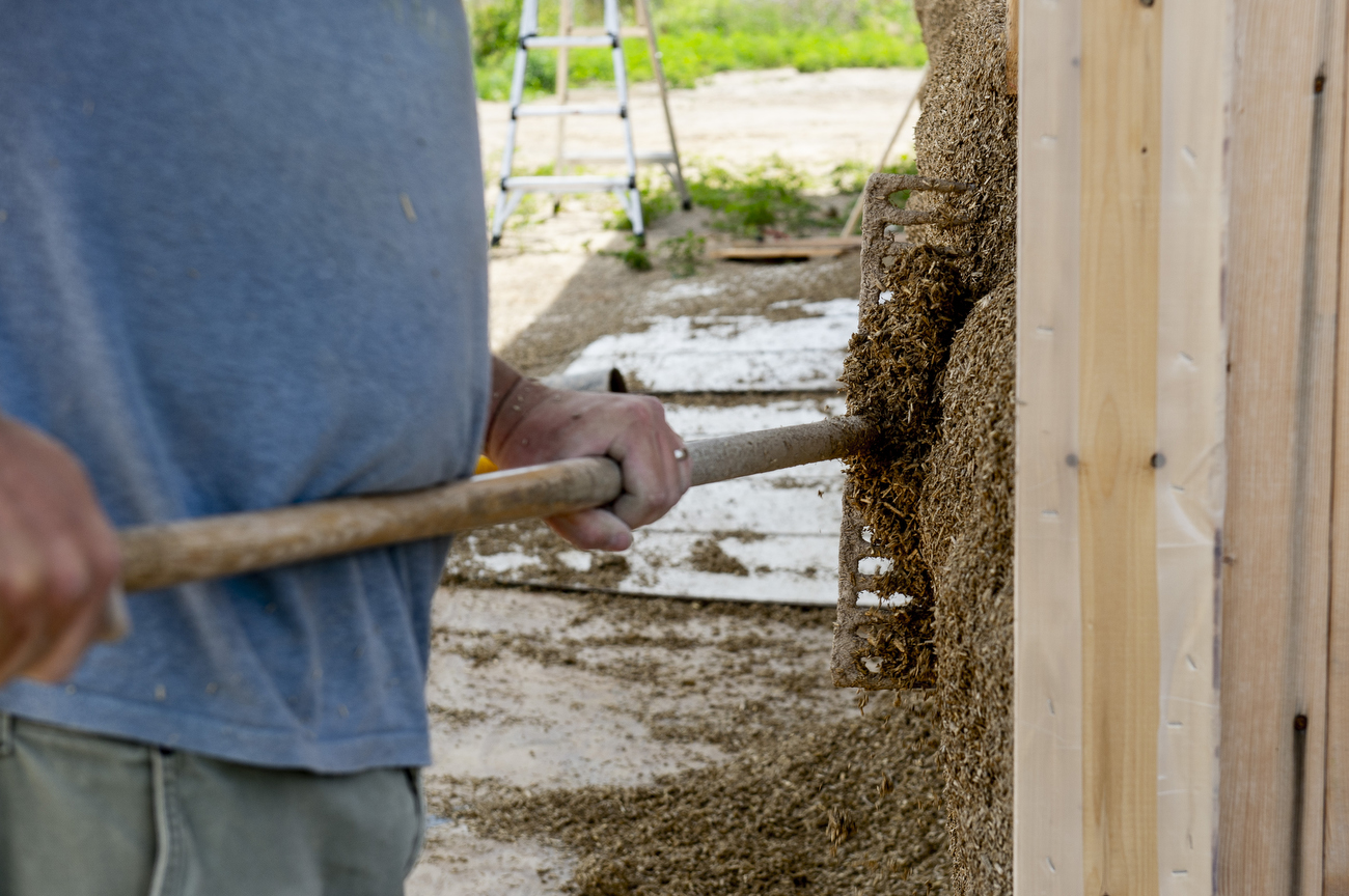 Michigan’s fist licensed hempcrete home near Chelsea - mlive.com