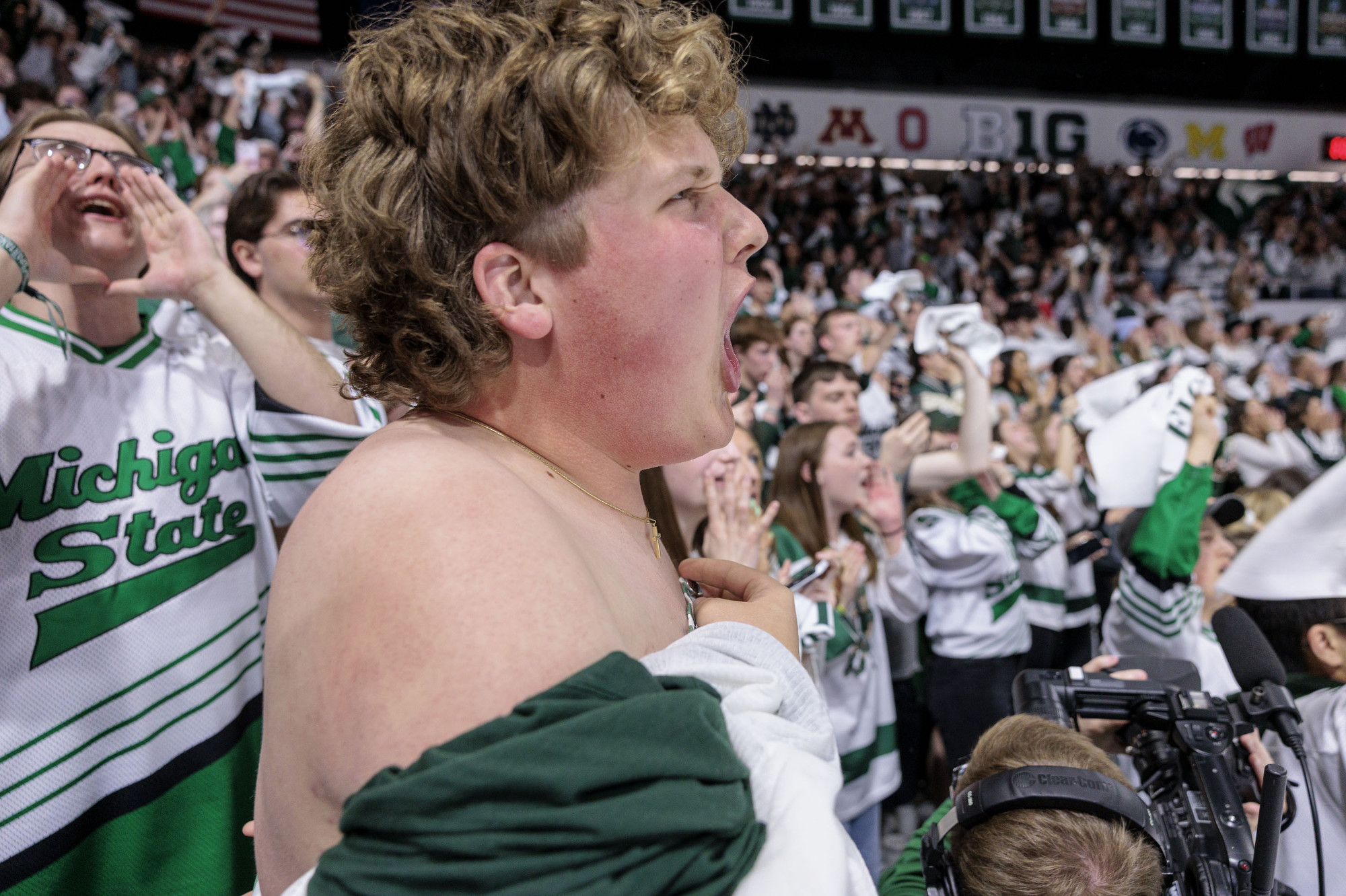 Michigan State hosts Notre Dame for Big Ten hockey tournament semifinal ...