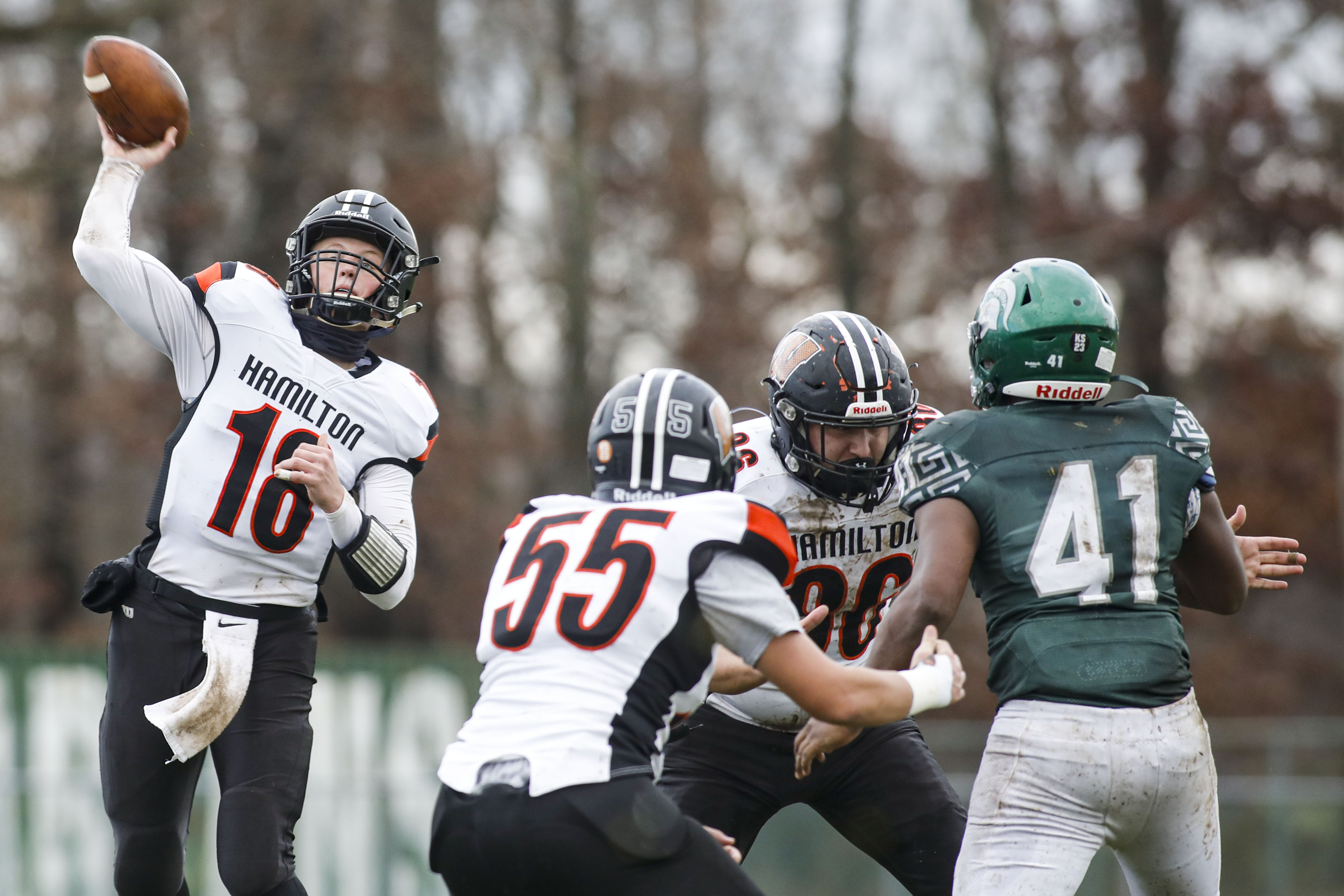 Steinert vs. Hamilton West in Thanksgiving Day football on November 26 ...