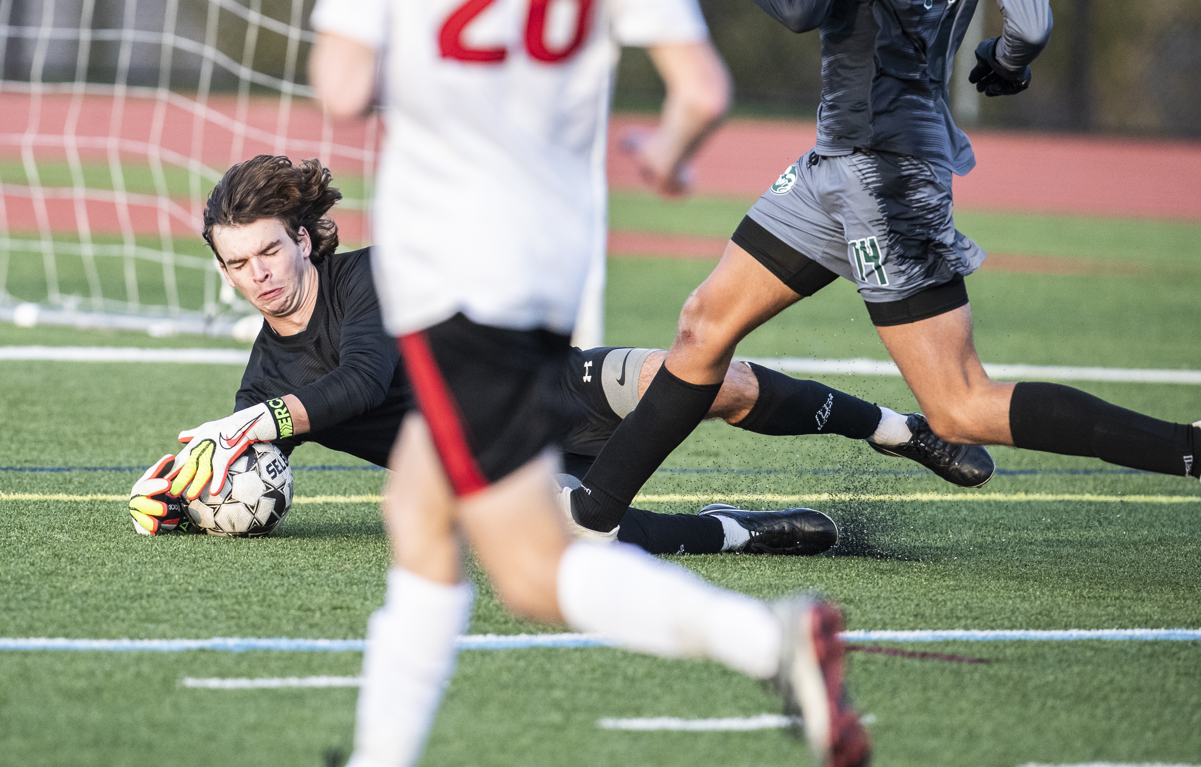 Central Dauphin vs Warwick in their District 3 AAAA boys soccer playoff ...