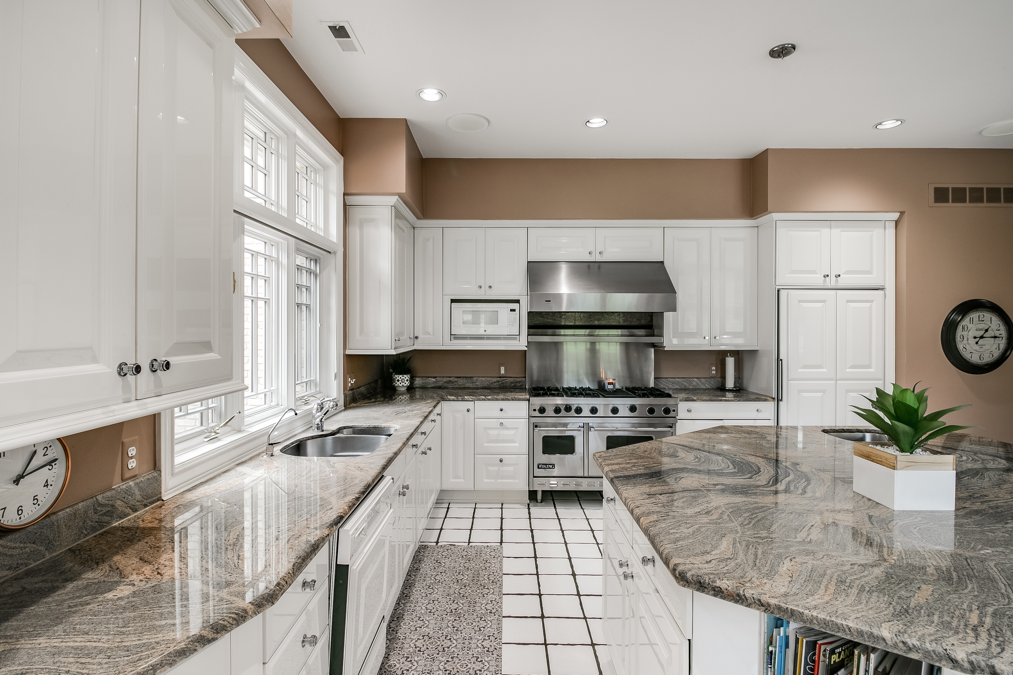 1100 Orchard Ridge Rd, Bloomfield Hills, Michigan on market for $4.2M ...