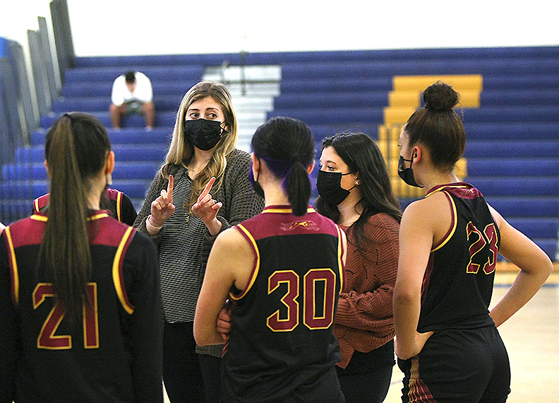 Chicopee vs Chicopee Comp girls Basketball 2/25/21 - masslive.com
