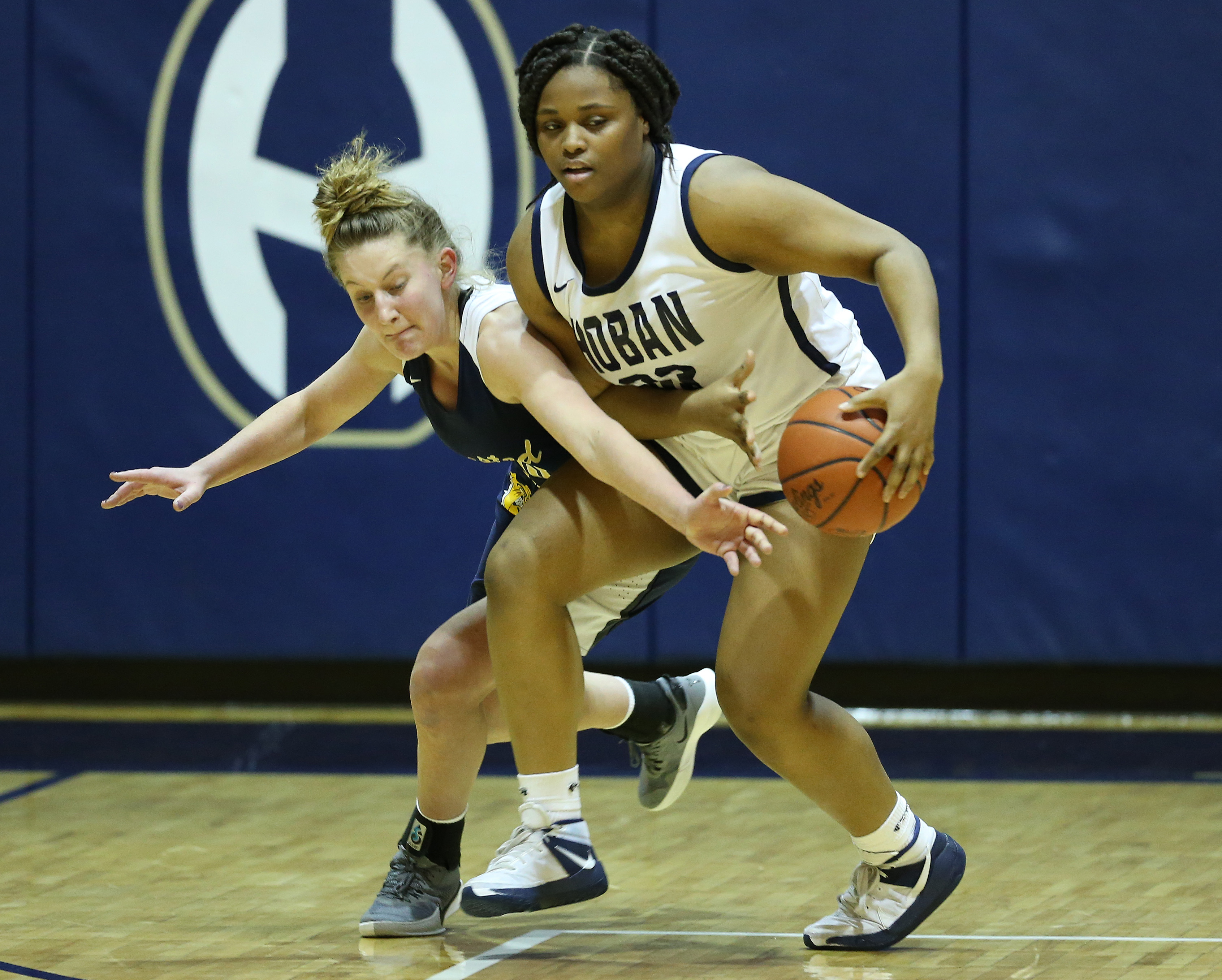 Olmsted Falls vs. Archbishop Hoban girls basketball, January 28, 2021 ...