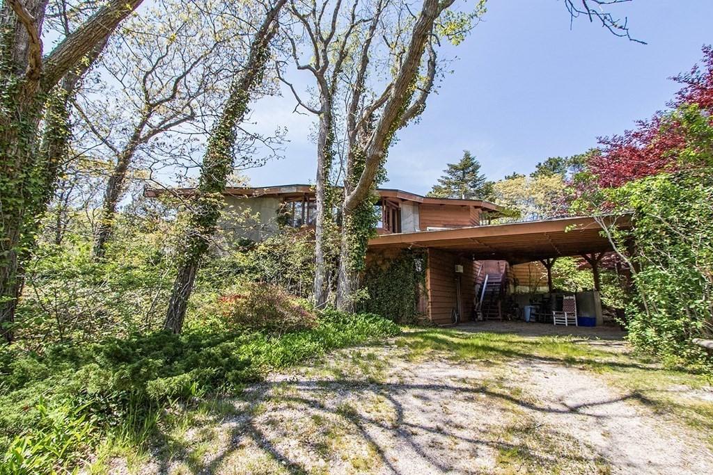 House of the Week: Frank Lloyd Wright-inspired Cape Cod home located on private peninsula ...