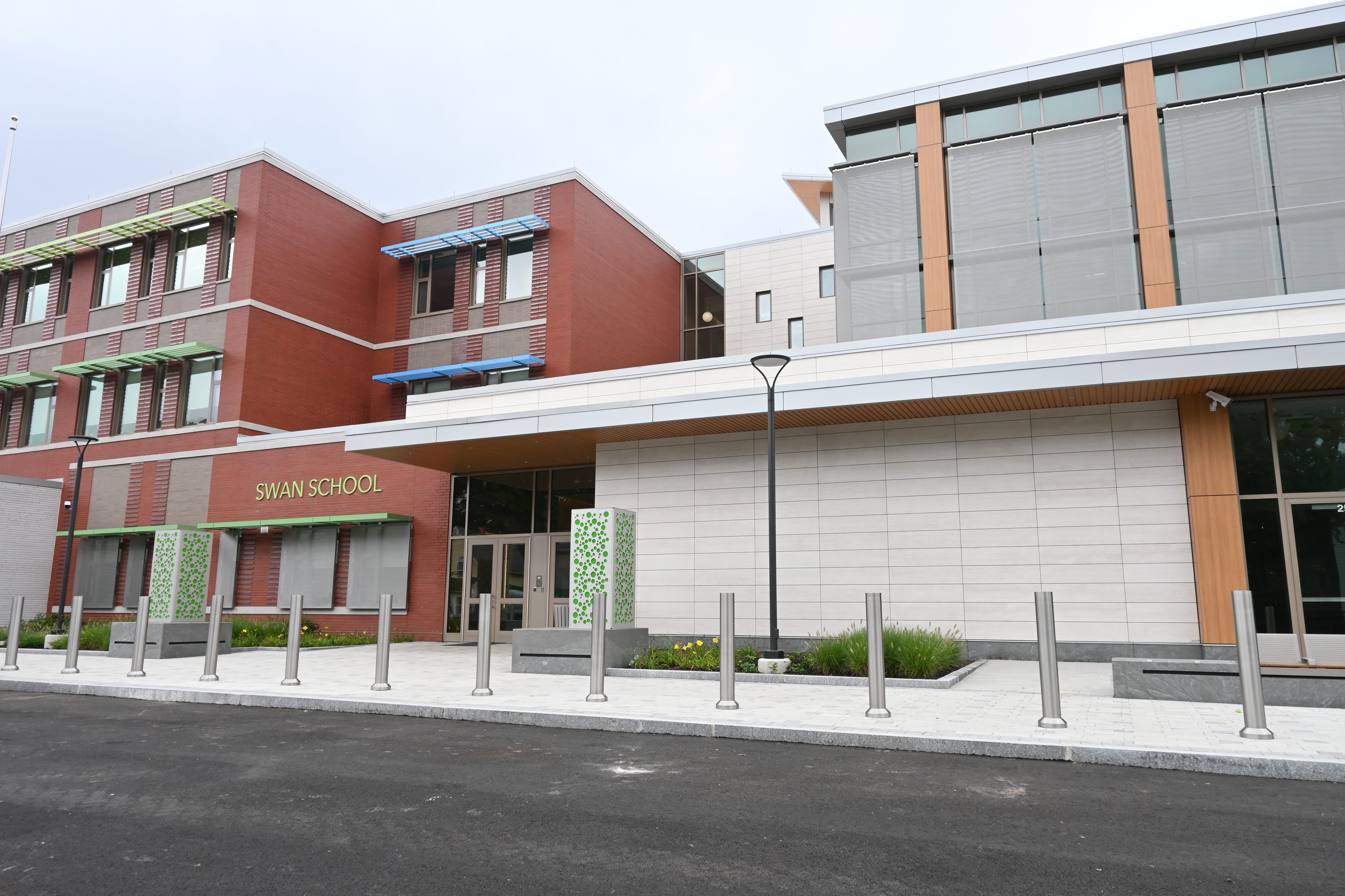 New William N. DeBerry and Benjamin Swan Elementary School building ...