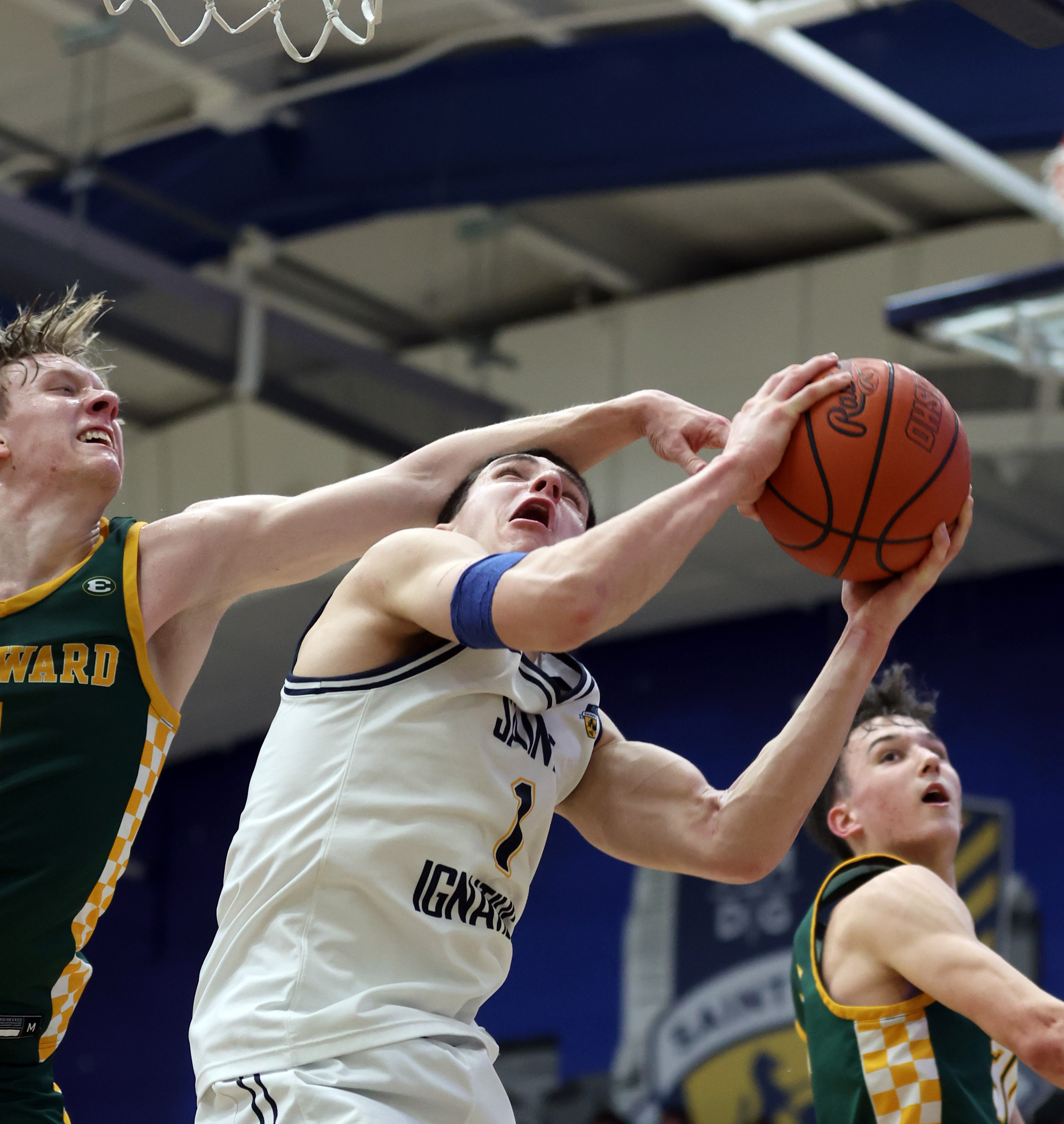 Boys high school hoops; St. Edward at St. Ignatius, February 7, 2025 ...