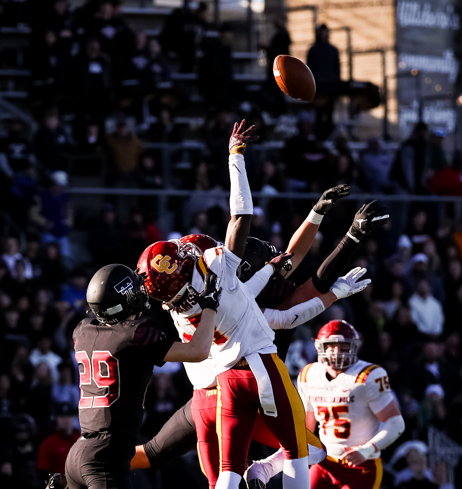 OSAA Class 6A football state championship game: Central Catholic Rams ...