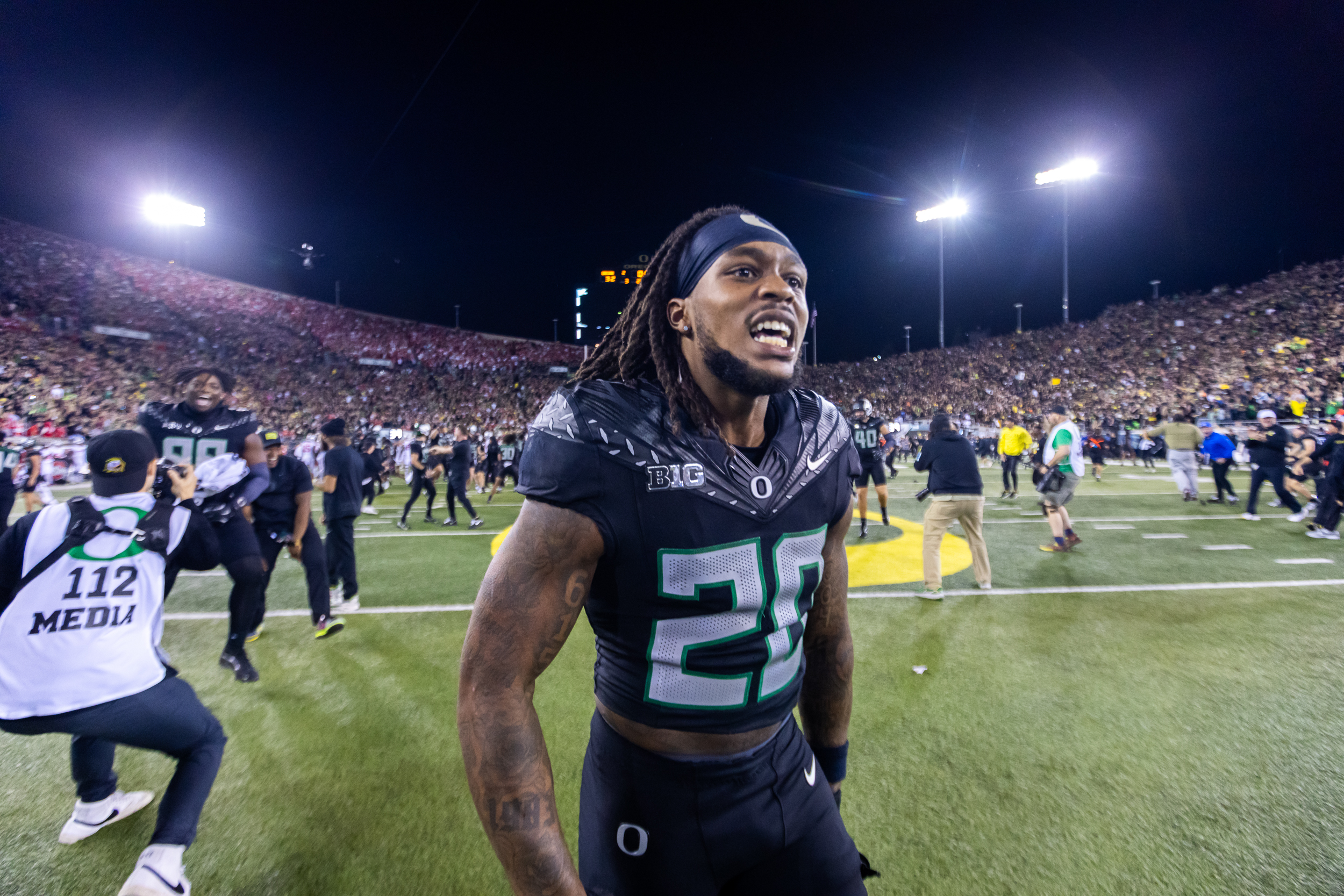 No. 3 Oregon Ducks host No. 2 Ohio State Buckeyes: Oct. 12, 2024 ...