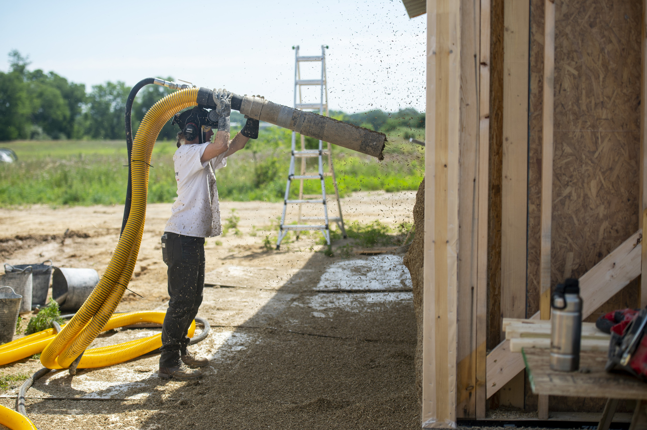 Michigan’s fist licensed hempcrete home near Chelsea - mlive.com