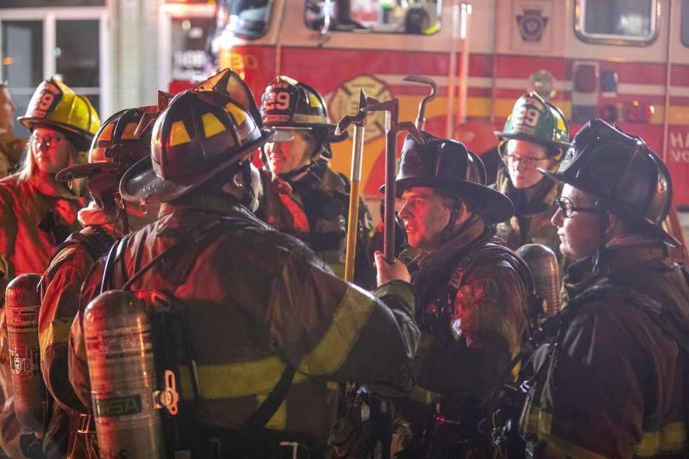 Gingerbread man in Mechanicsburg catches fire - pennlive.com