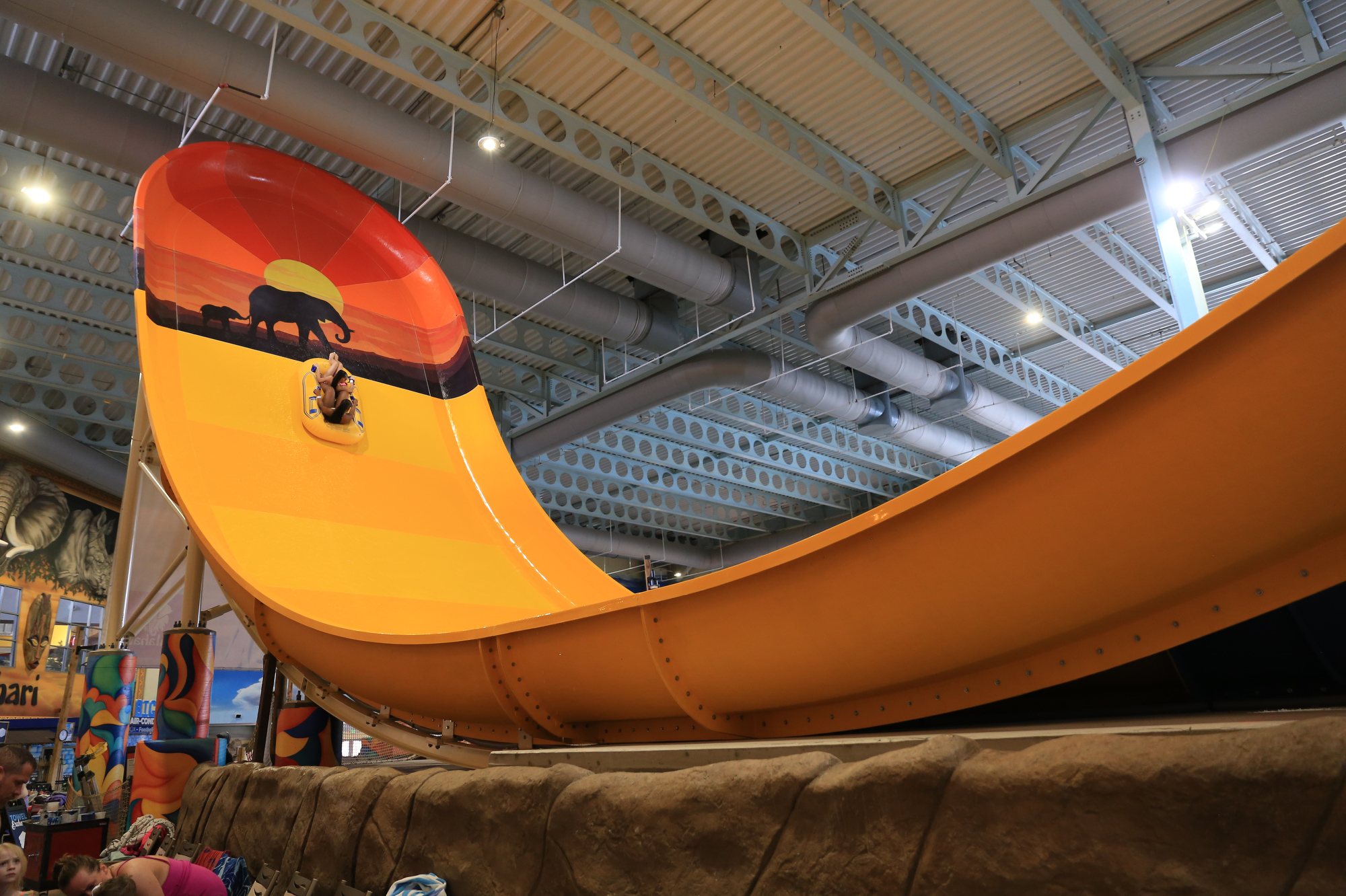 Kalahari Resort shows off new restaurants, water slide - cleveland.com