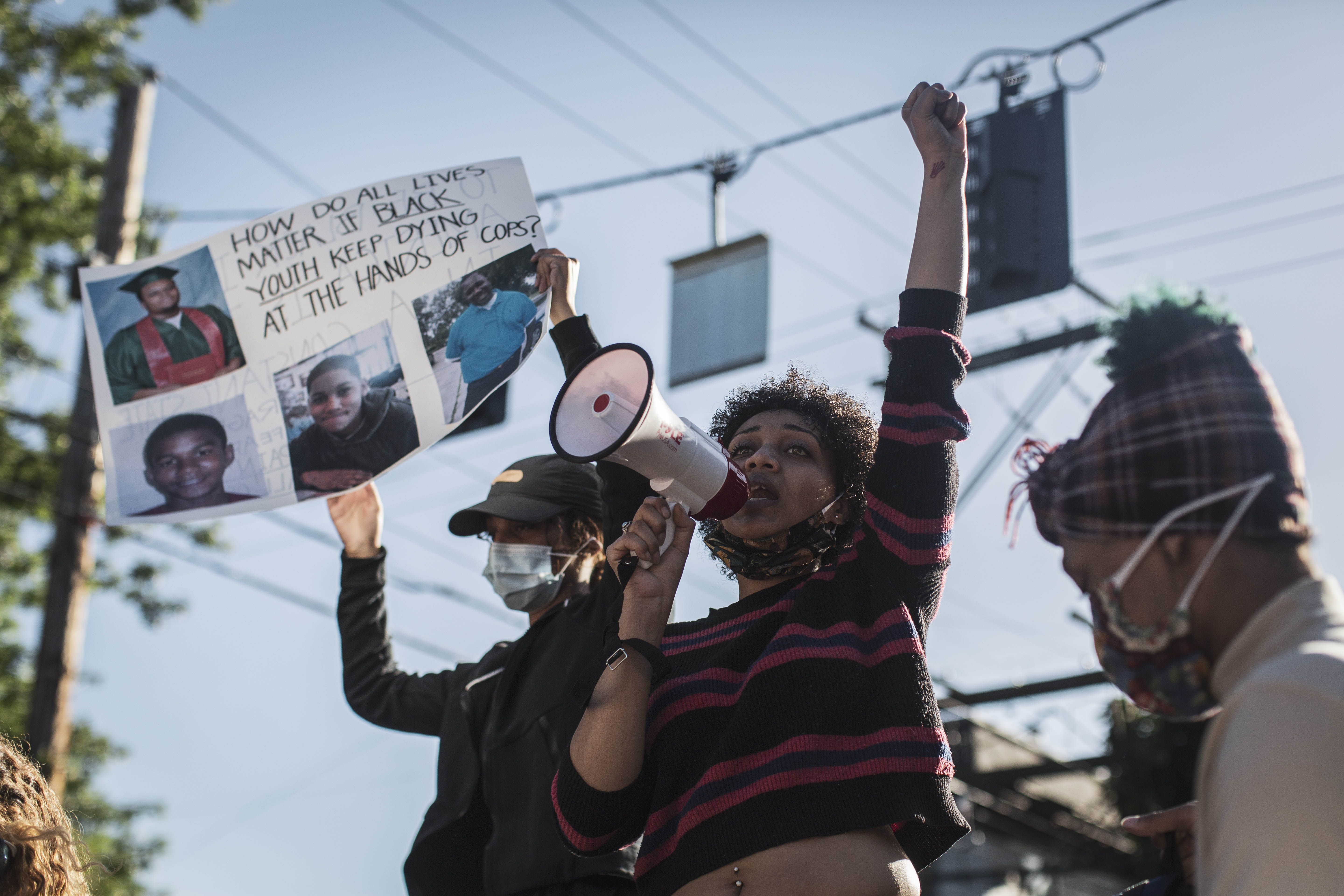 Portland protests continue for 8th night in response to killing of ...
