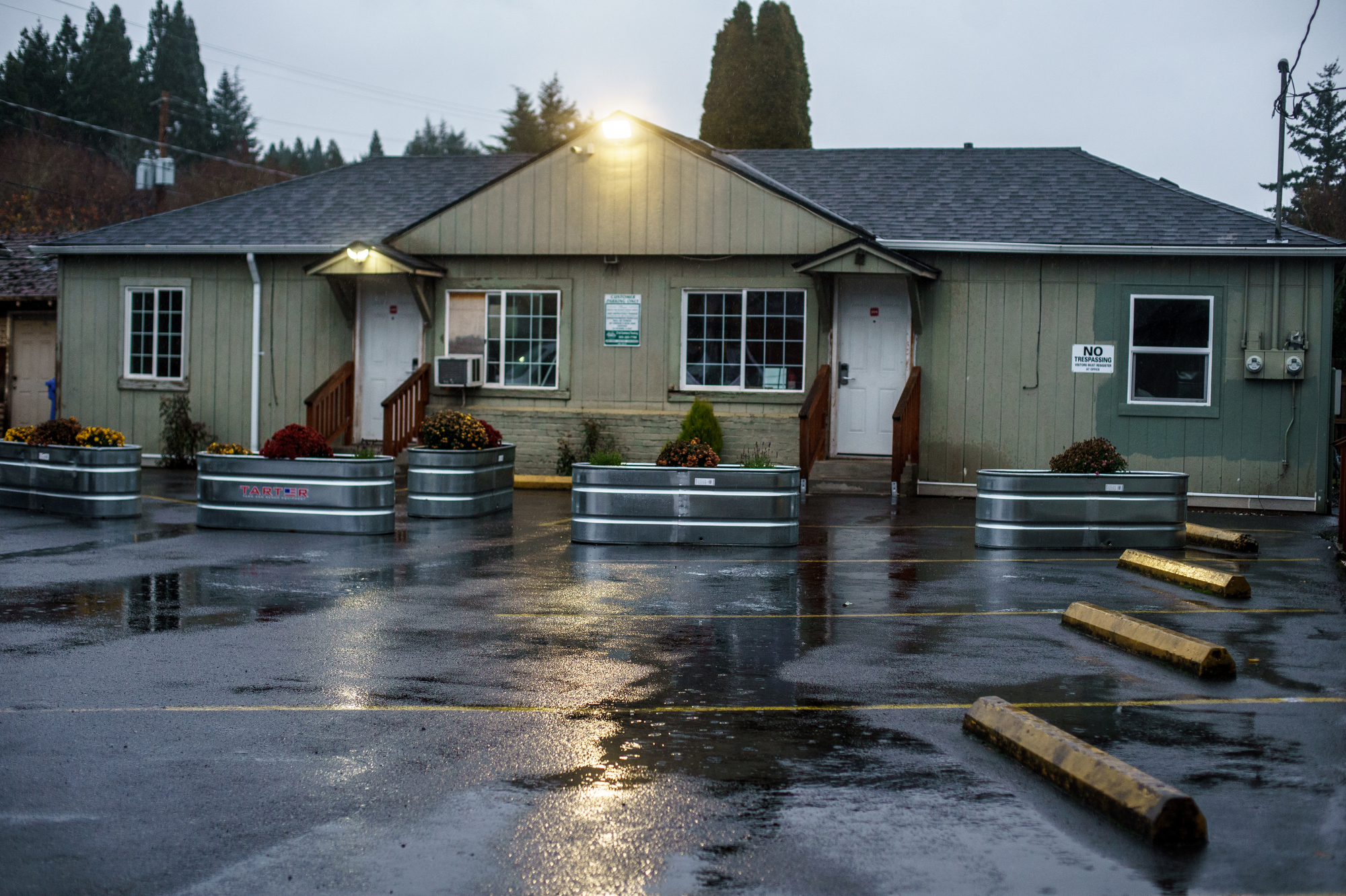 See what the Madison Suites Motel, Northeast 82nd Avenue and Milton ...